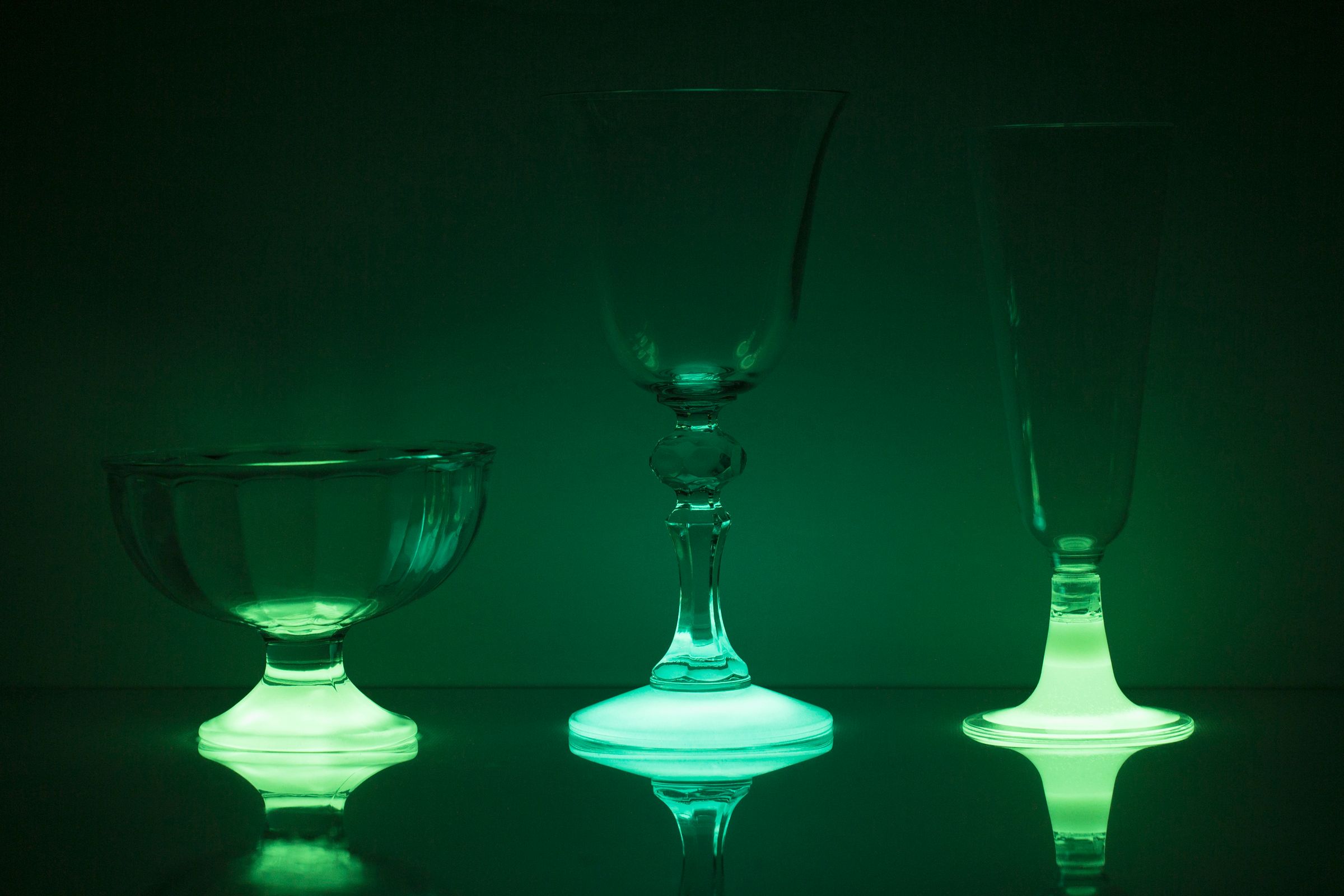 How to Make Glow in the Dark Glass : 6 Steps (with Pictures ...