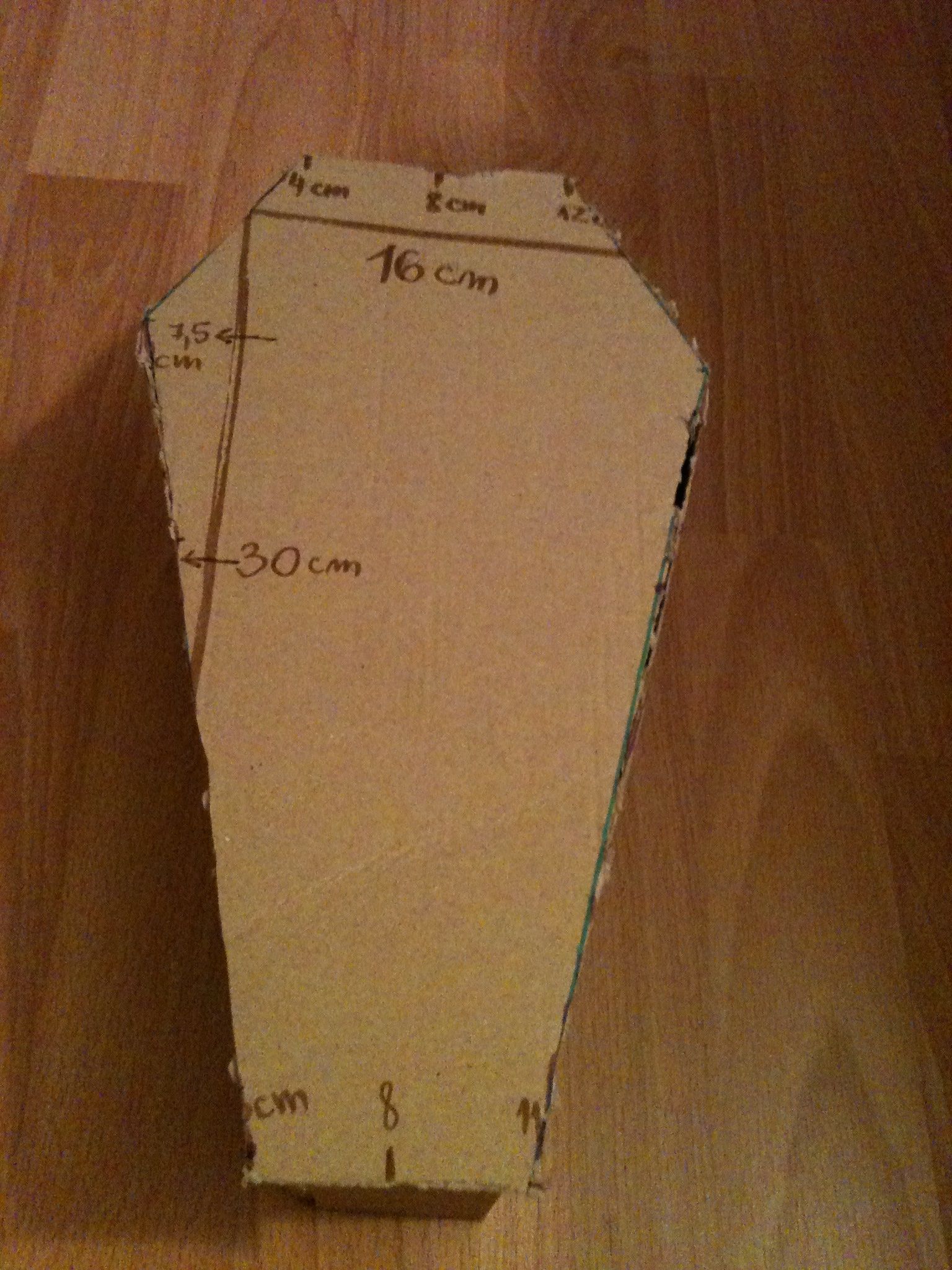 Easy Halloween Coffin : 8 Steps - Instructables