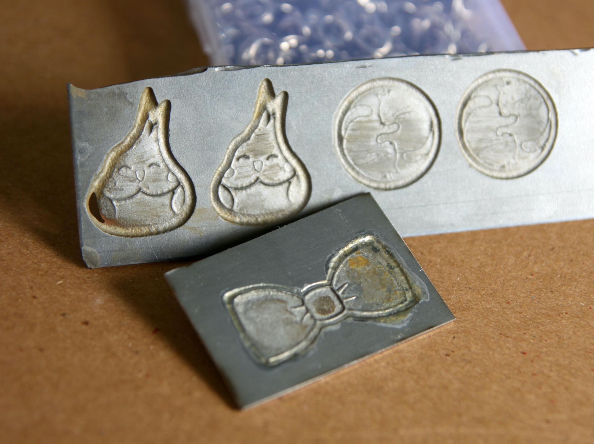 Making Custom Enamel Pins From Home : 18 Steps (with Pictures ...