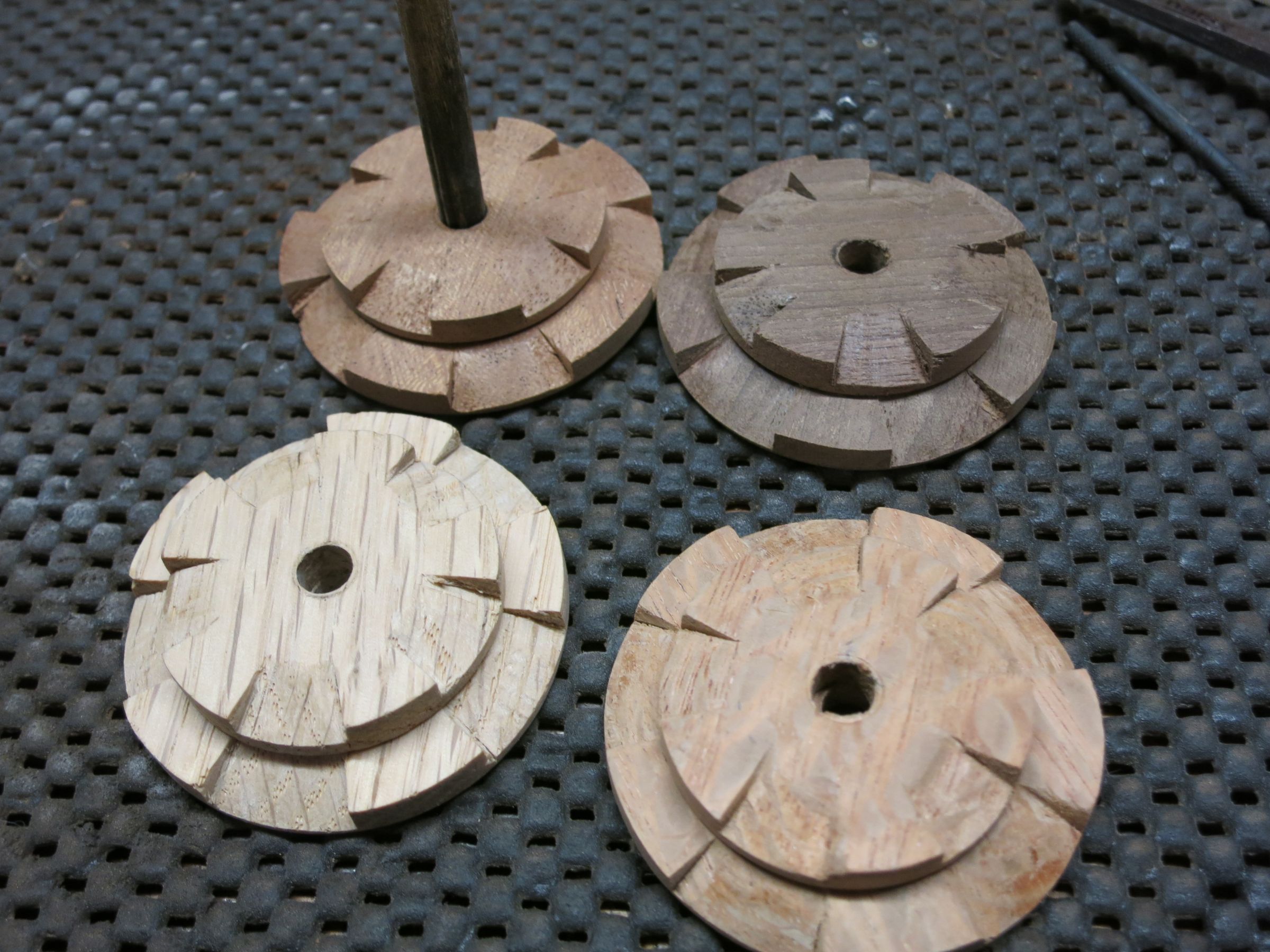 MTG Ultimate Deck Boxes : 8 Steps (with Pictures) - Instructables