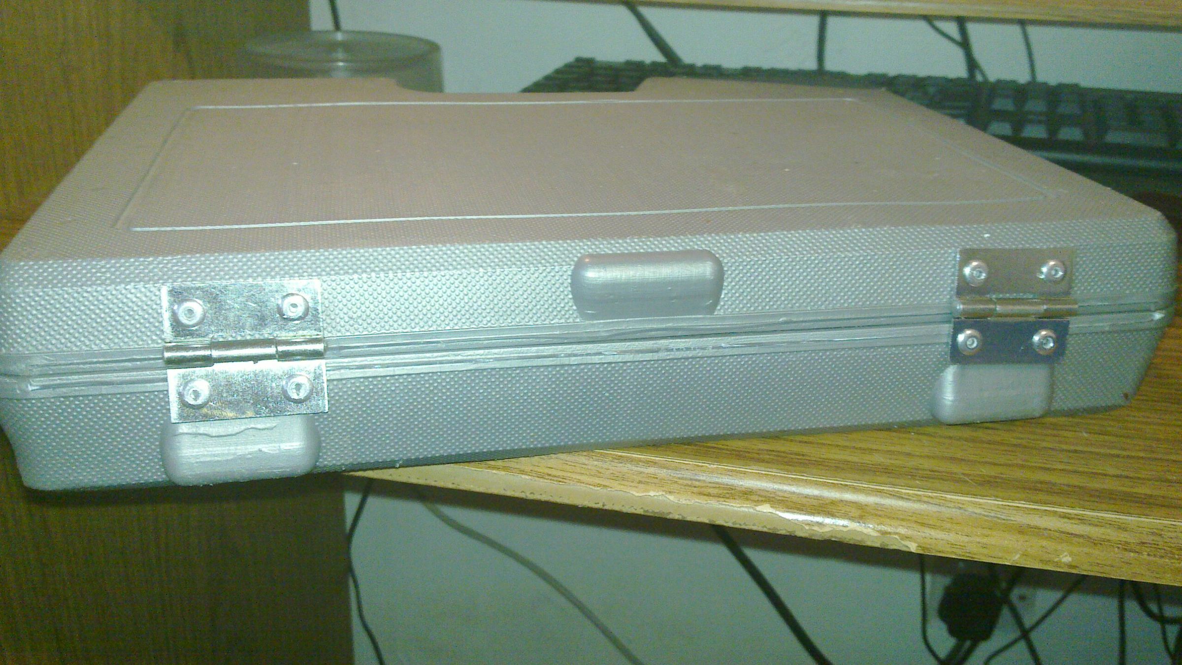Repair Hinge Seam on a Blowmolded Case : 11 Steps (with Pictures ...