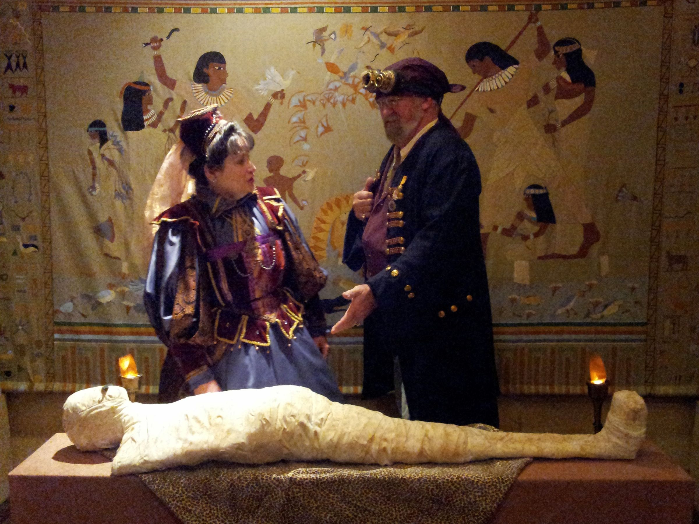 Egyptian Mummy's Tomb - Photo Booth Vignette : 8 Steps (with Pictures ...