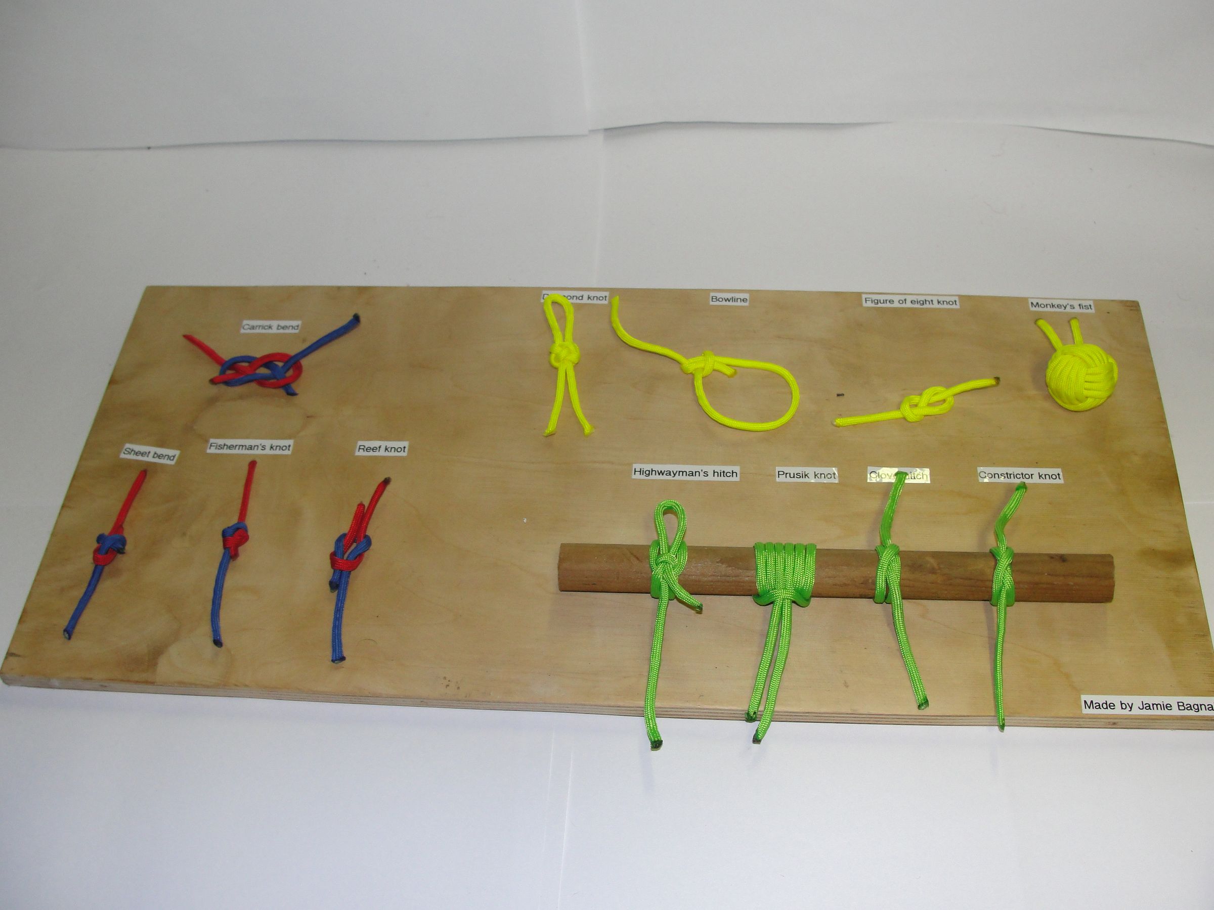 Paracord Knot Display Bord : 14 Steps - Instructables
