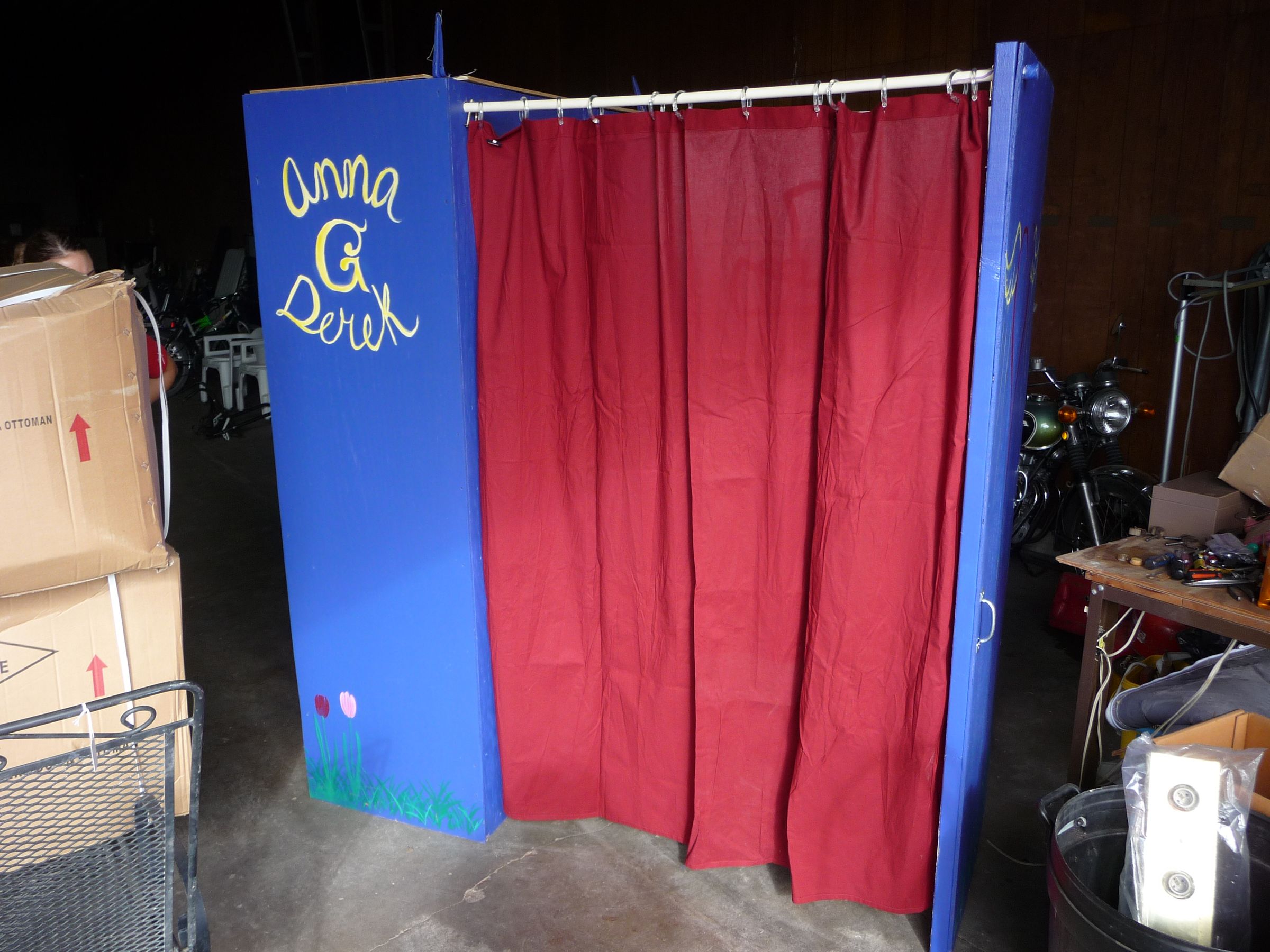 How to Build Your Own Photo Booth : 11 Steps - Instructables