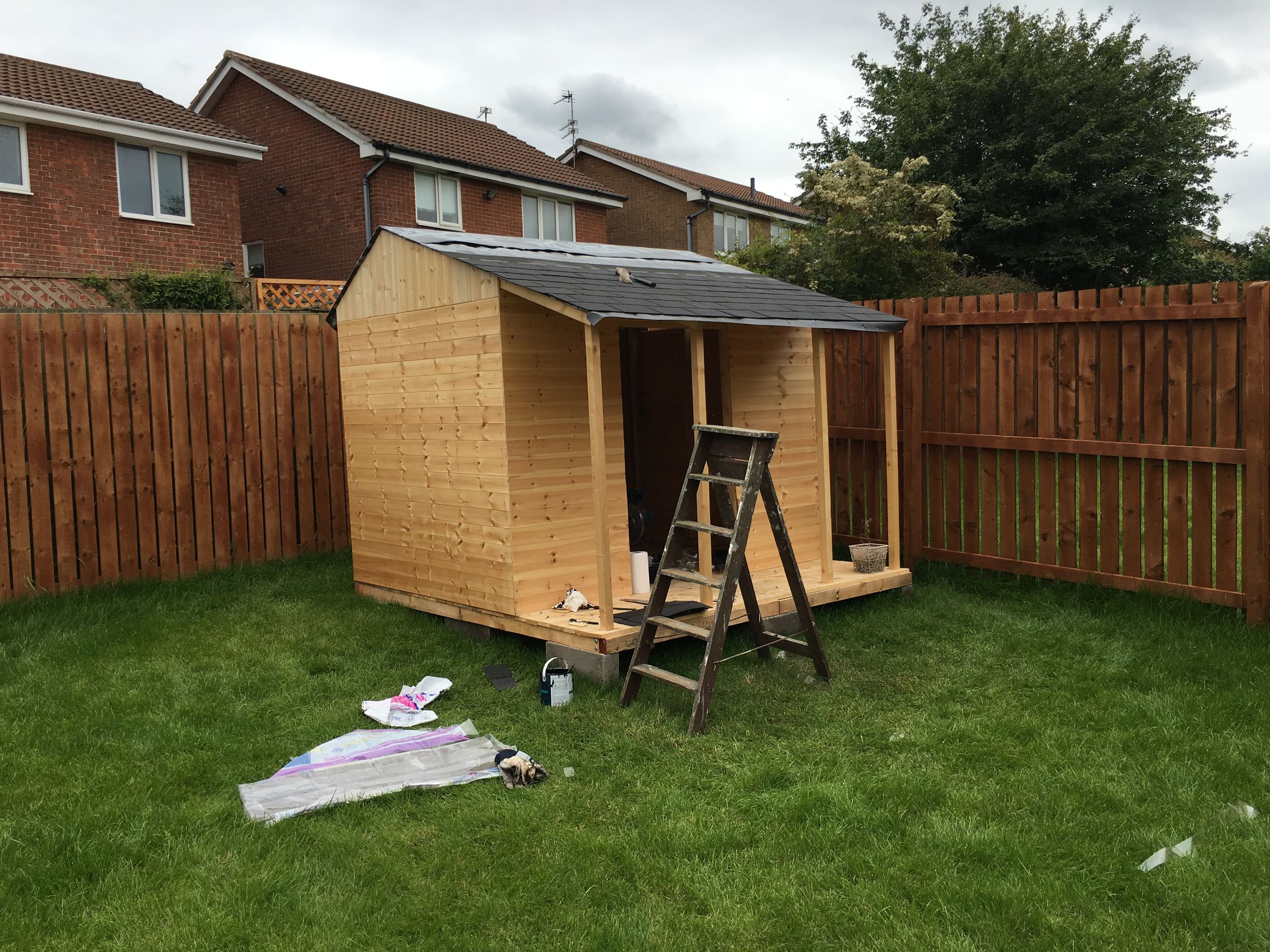 Custom Solar Powered Playhouse With Built in DIY Powerwall! : 7 Steps ...