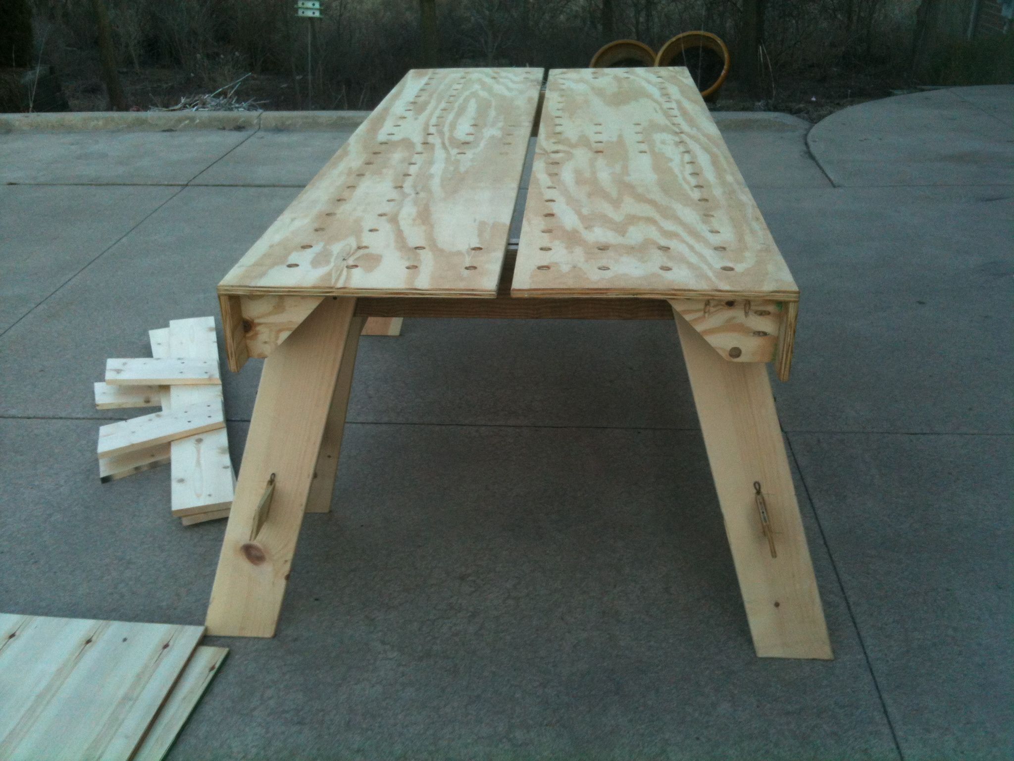Multi-Functional Portable Workbench : 9 Steps (with Pictures ...