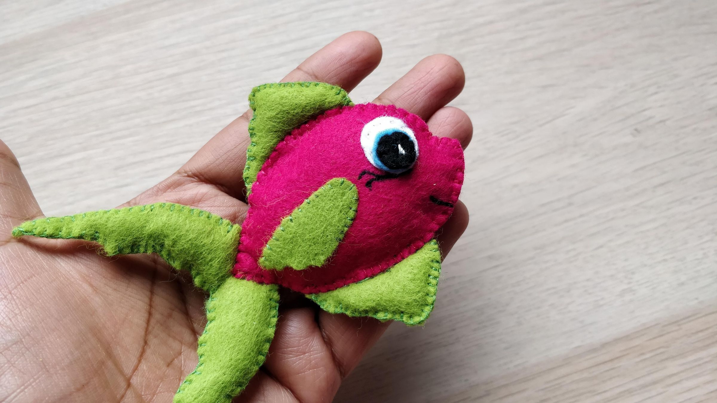 Felt Fishes : 10 Steps (with Pictures) - Instructables