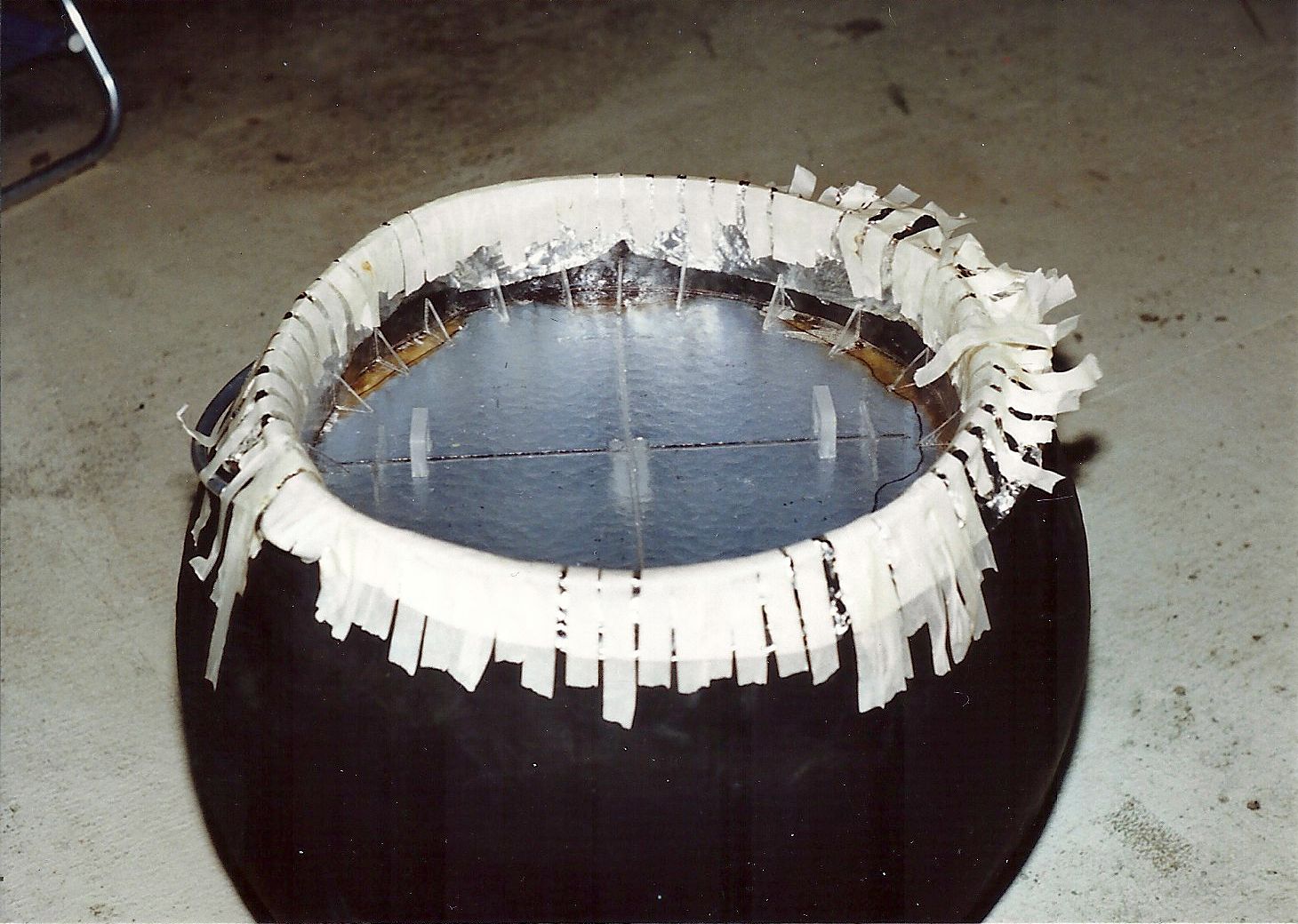 Halloween Full-size Bubbling Cauldron Prop : 7 Steps (with Pictures ...