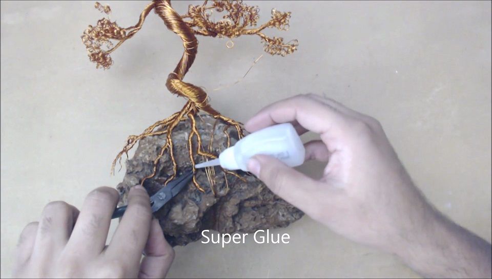 Art & Collectibles Sculpture Art Objects wire gemstone tree grabbing a ...