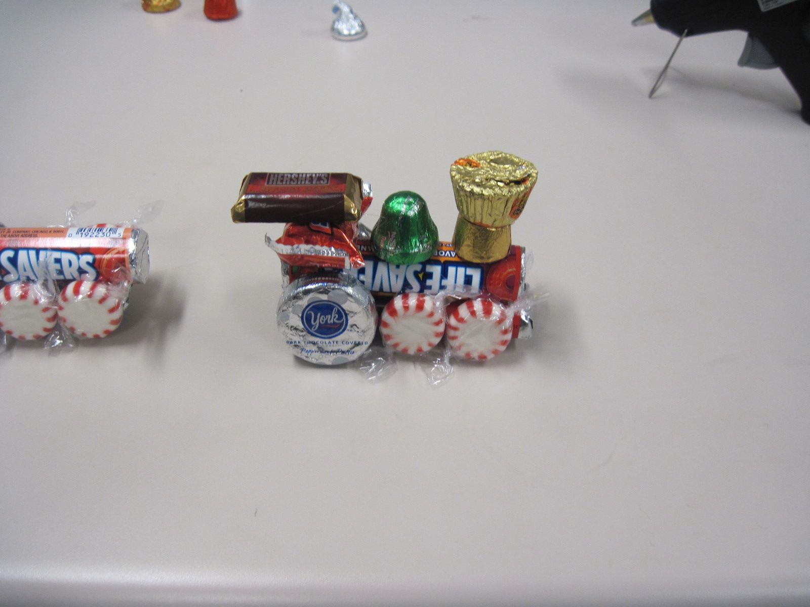 Candy Train : 9 Steps - Instructables