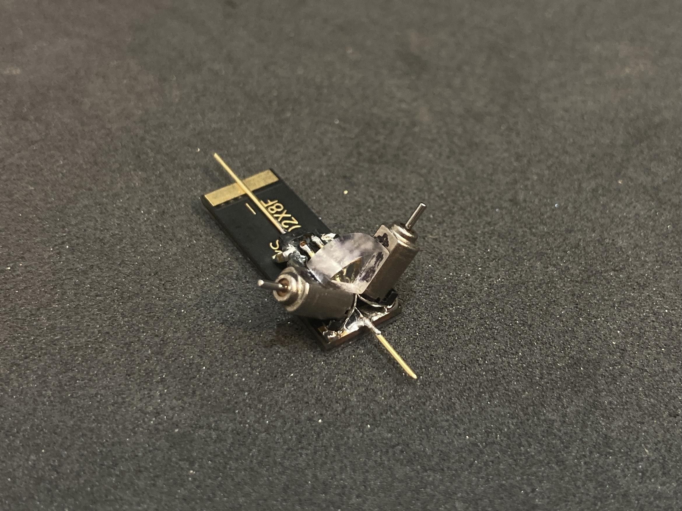 Tiny, Solar Powered, Light Seeking BEAM Bot (Mini Photopopper) : 18 ...