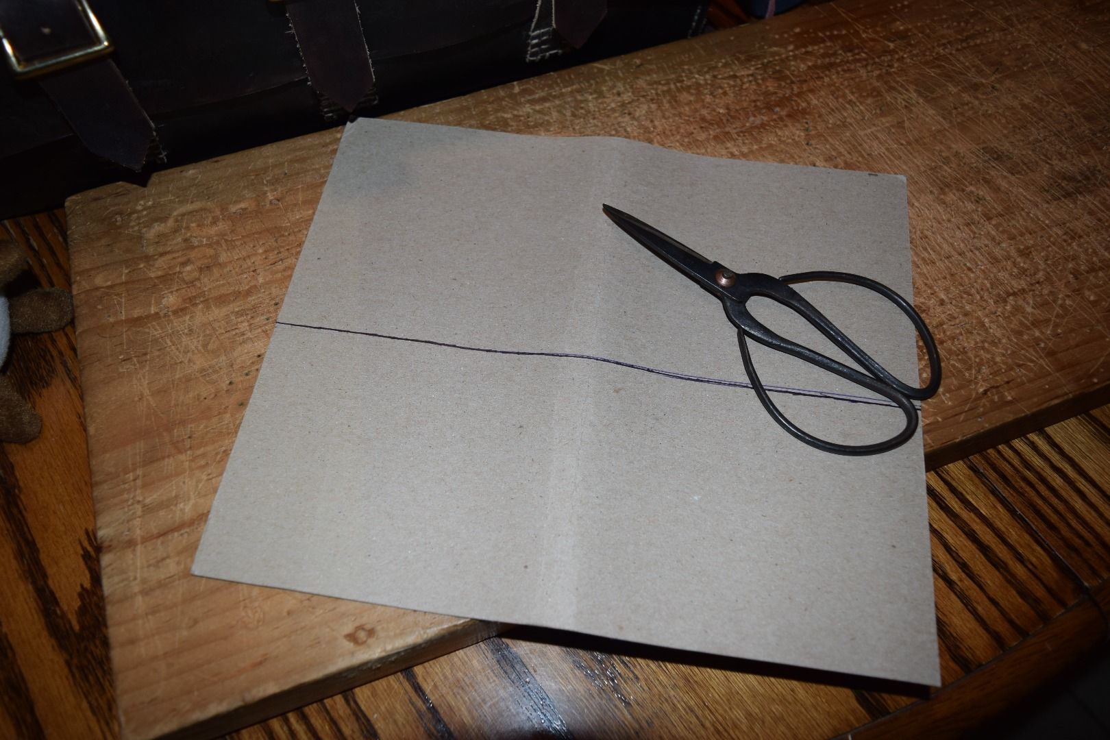Simple Leather Project From Scraps : 8 Steps (with Pictures ...