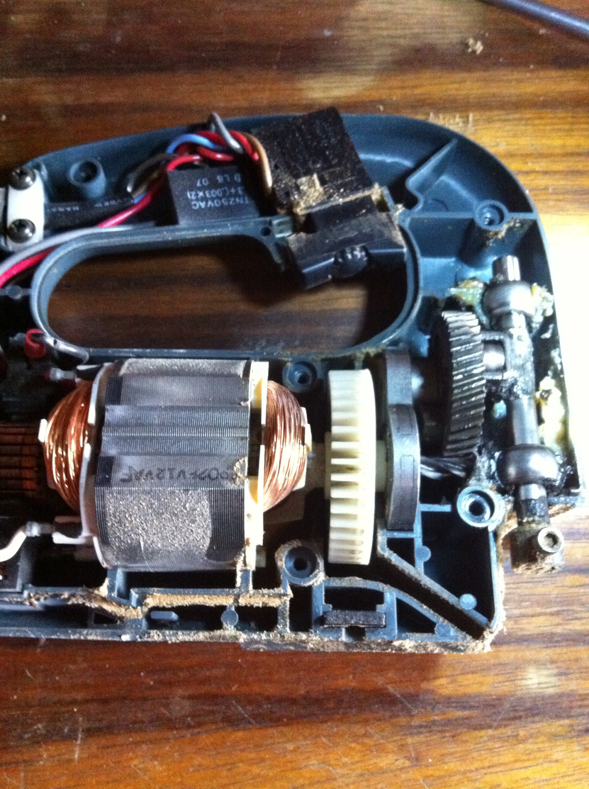 Jigsaw Servicing, a How to Guide : 3 Steps - Instructables