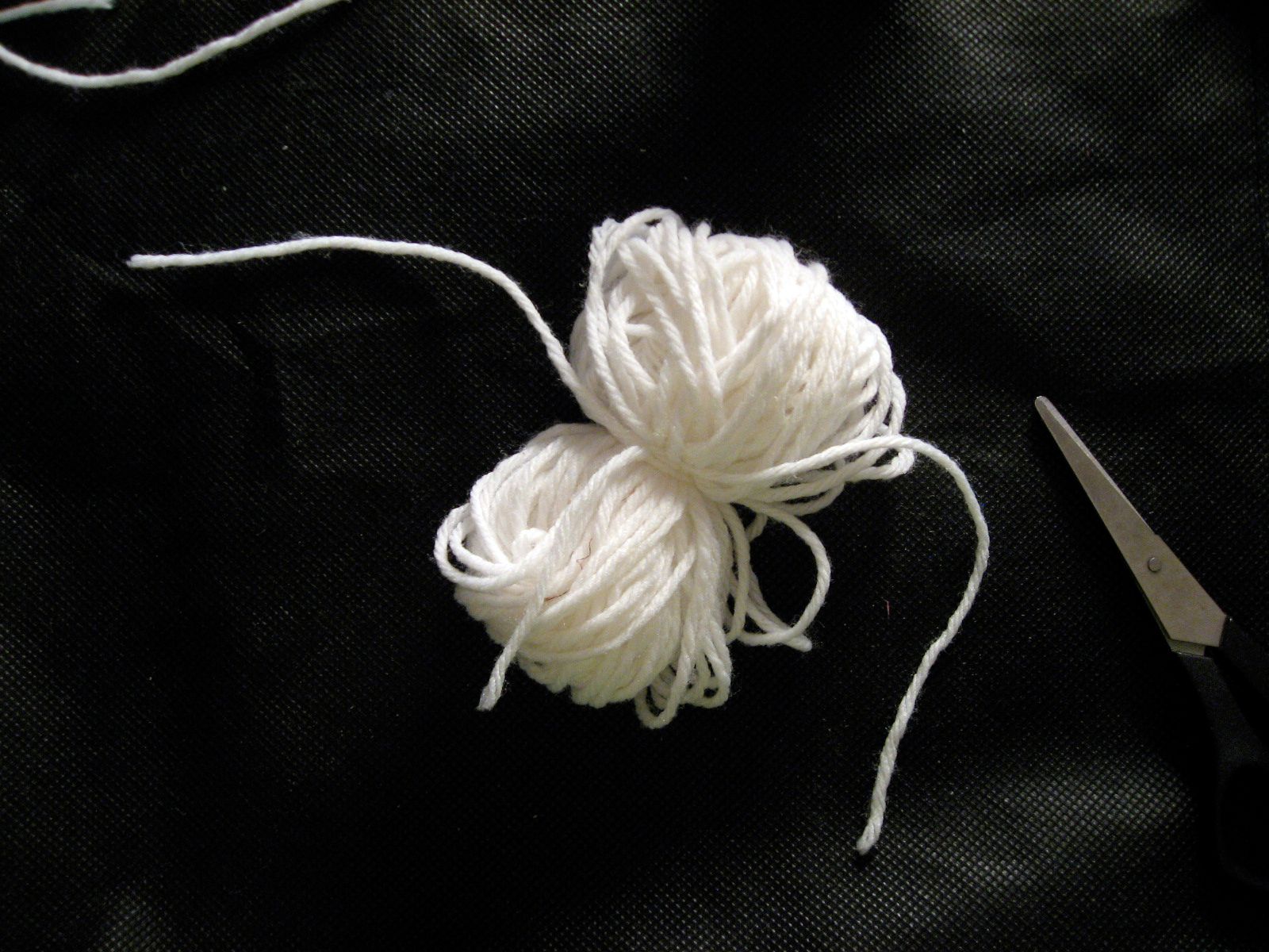 Yarn Puffs : 6 Steps (with Pictures) - Instructables