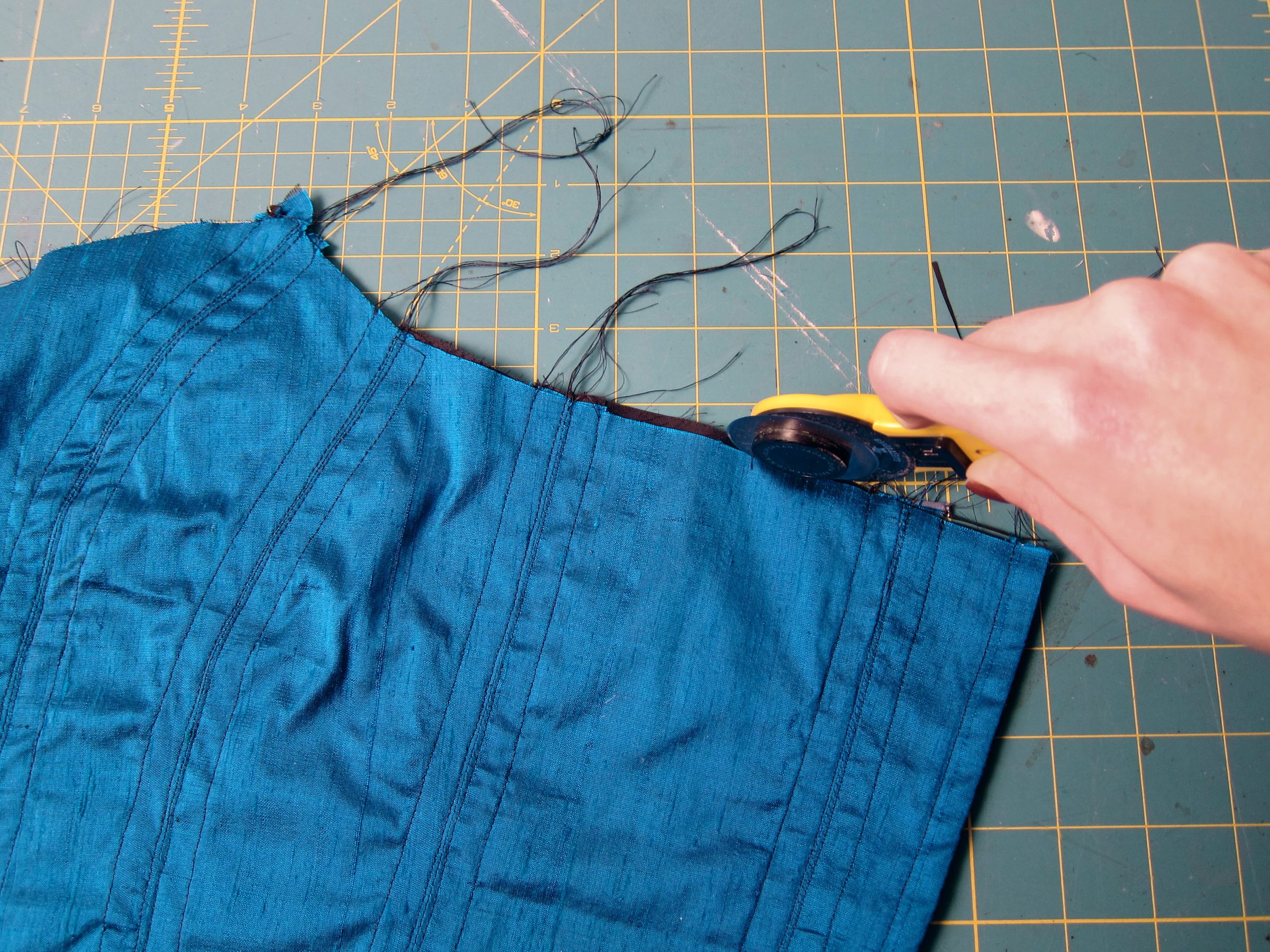 Make a Corset : 16 Steps (with Pictures) - Instructables