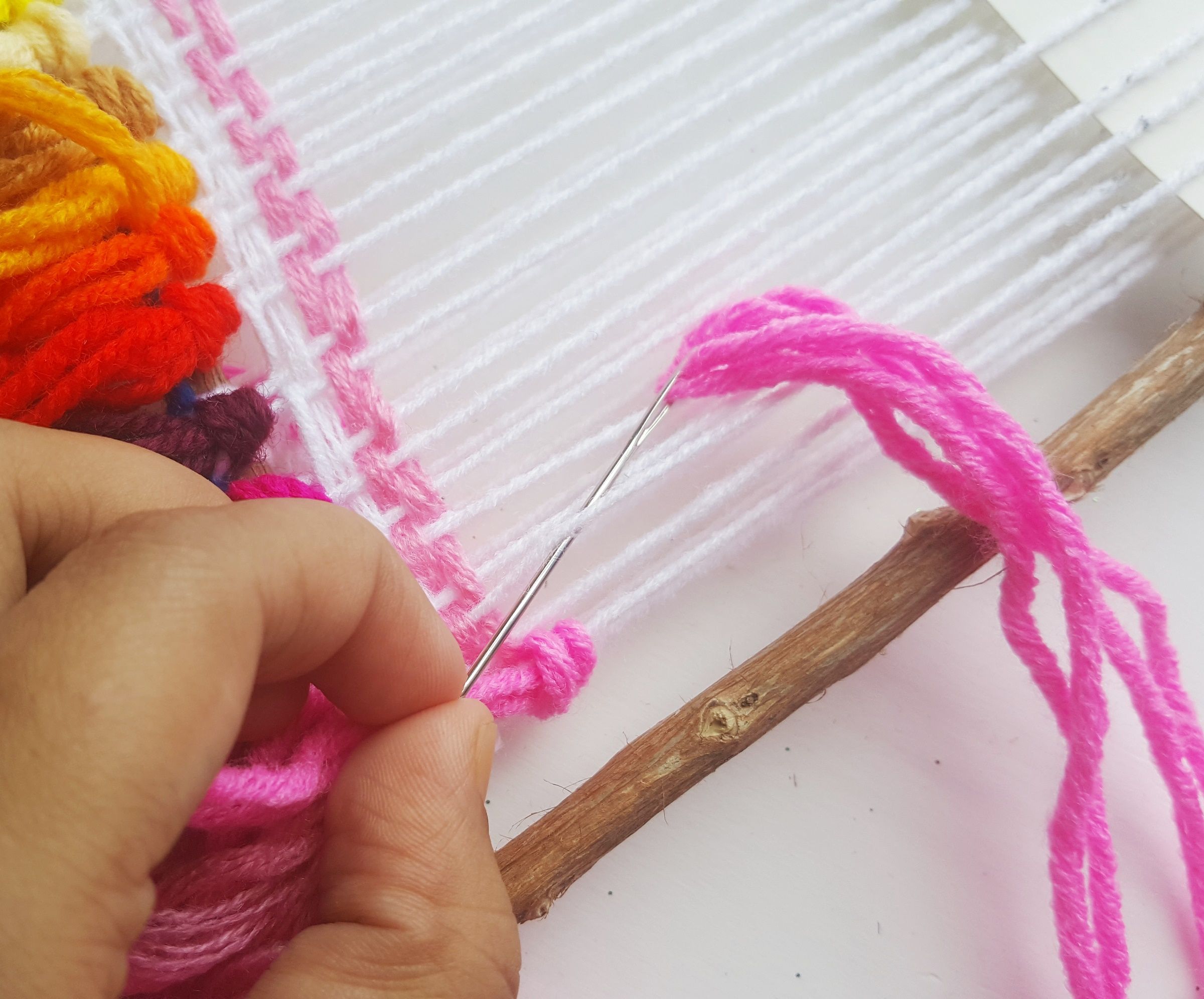 DIY Tapestry Weaving on Twig Frame : 11 Steps (with Pictures ...