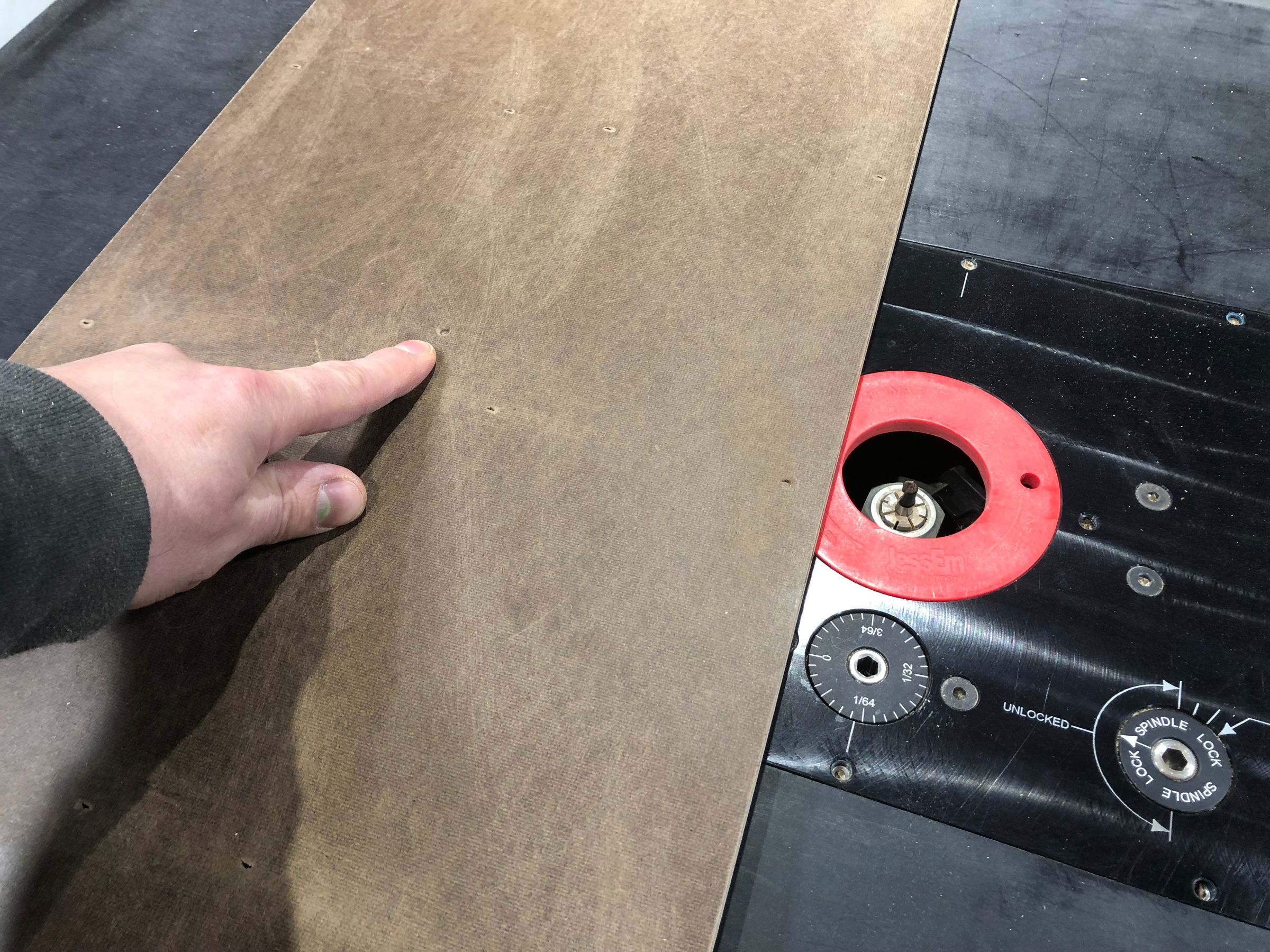 The Multi-Function Router Table Jig : 12 Steps (with Pictures ...
