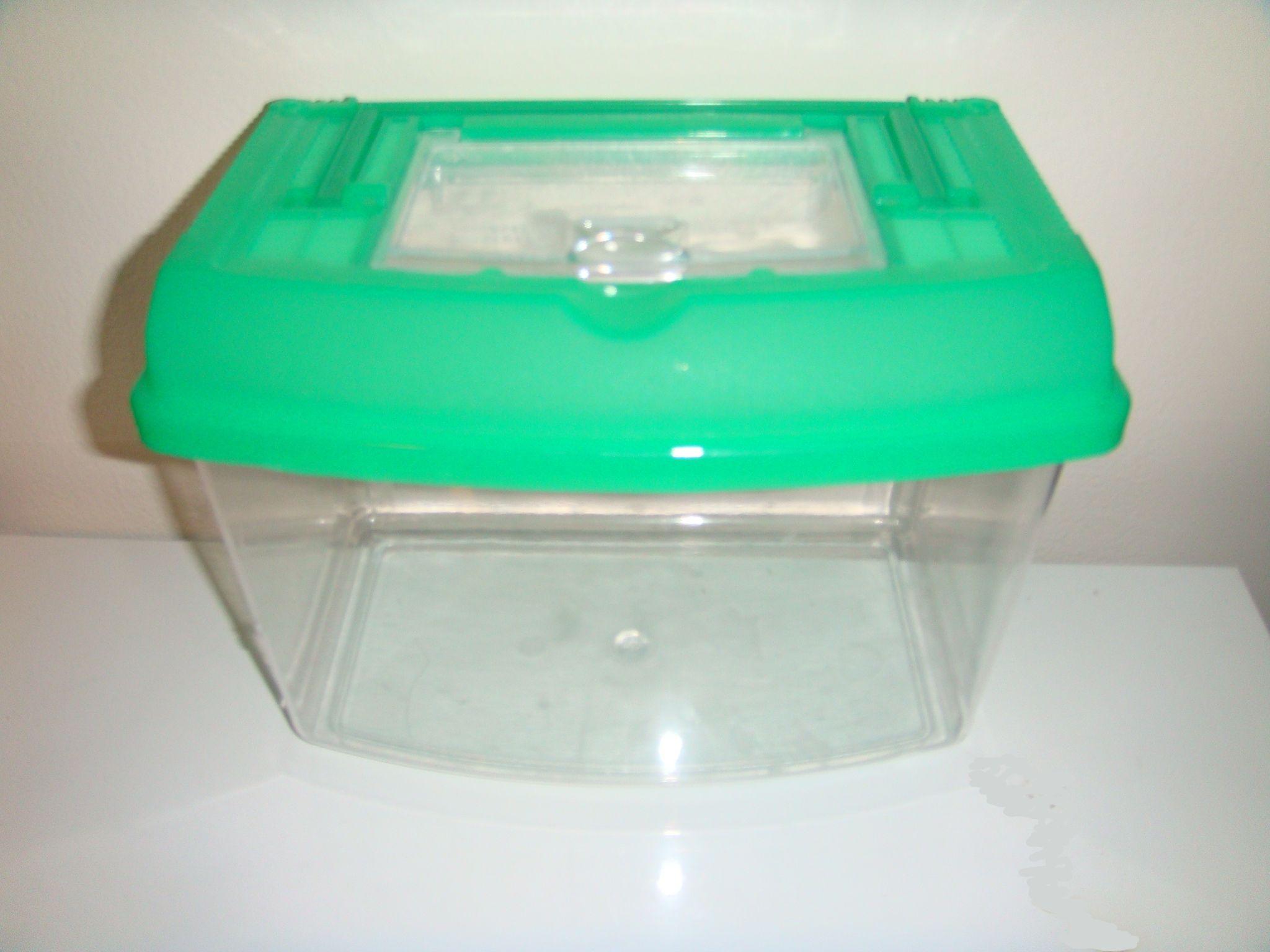 Dirty Tank? Let's Clean It Up! : 10 Steps - Instructables