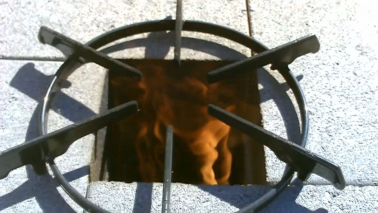 The 16 Brick Rocket Stove - Quick (30 Second) Build - Easy DIY - Simple ...
