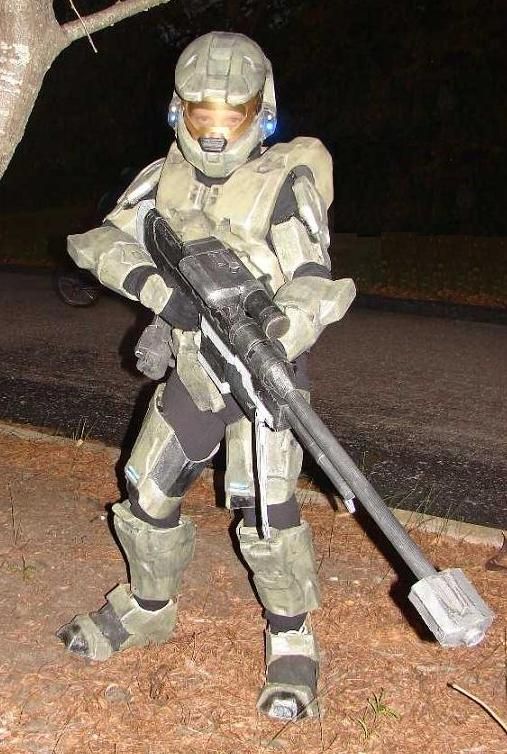 Cardboard/Fiberglass Halo 3 Inspired Master Chief Costume : 15 Steps ...