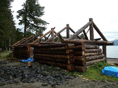 How to Build a Log Shelter : 11 Steps (with Pictures) - Instructables