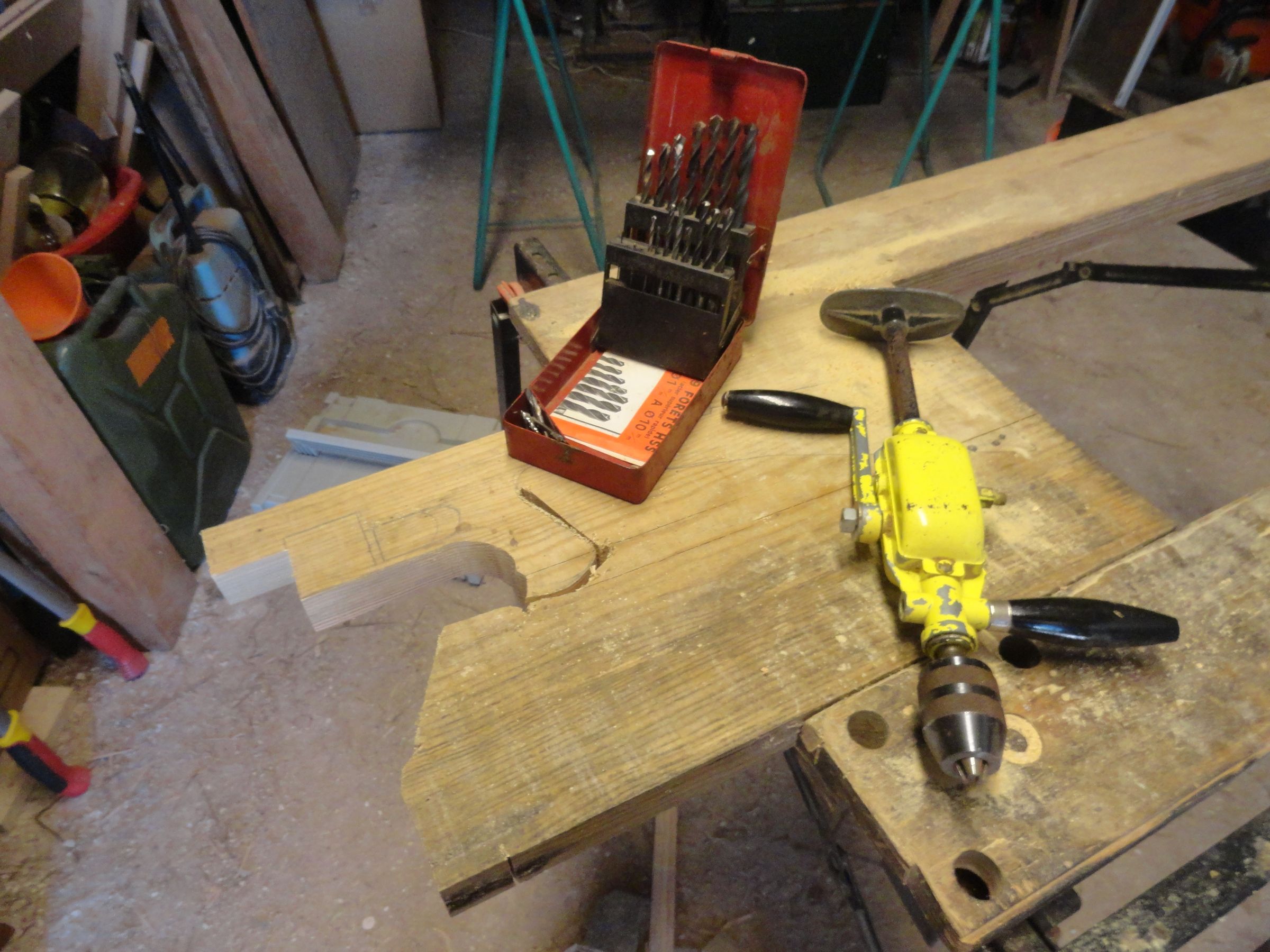 Wood Tommy Gun Replica : 25 Steps - Instructables