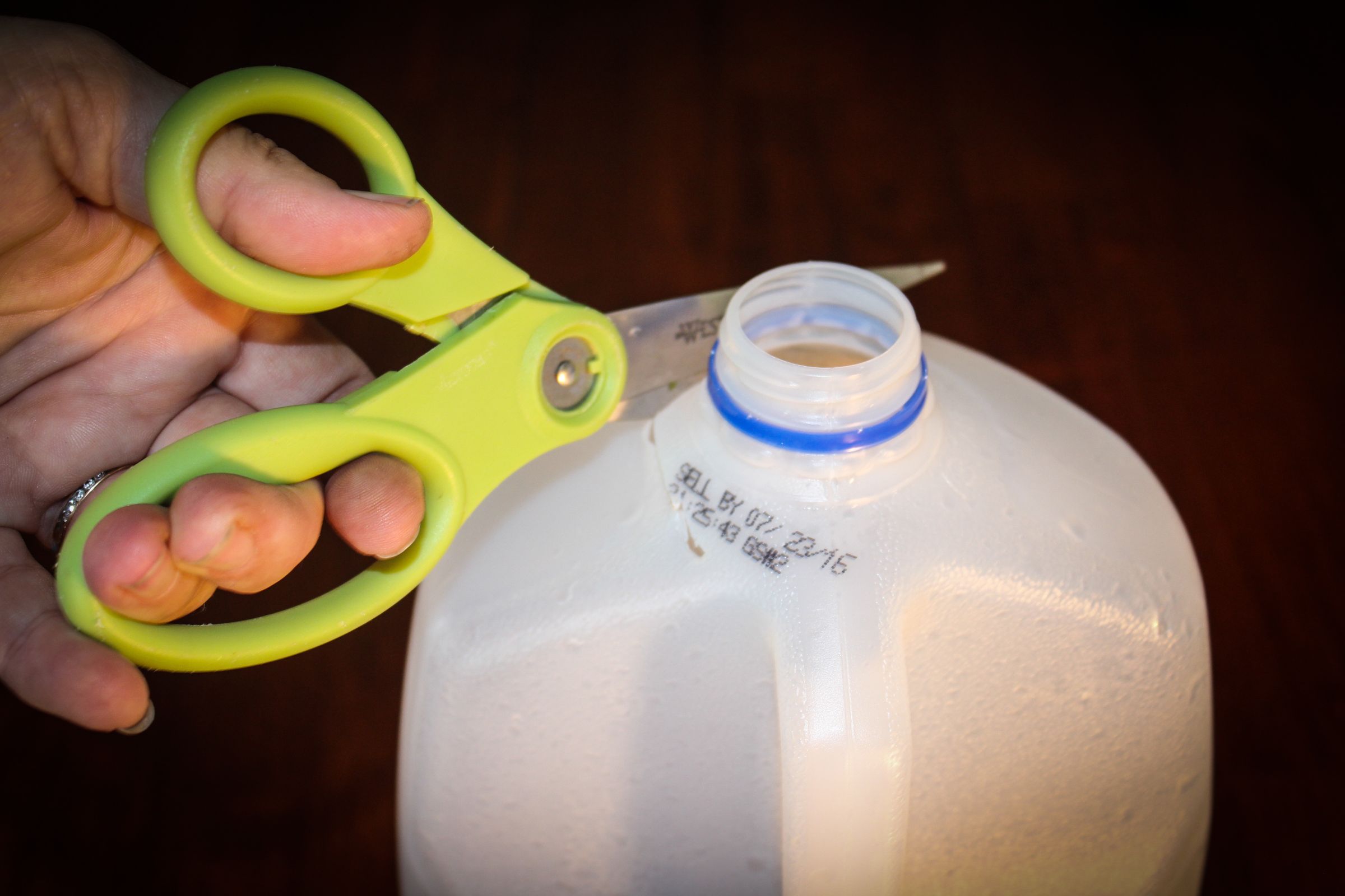 Coffee Container Slow Drip Watering : 9 Steps (with Pictures ...