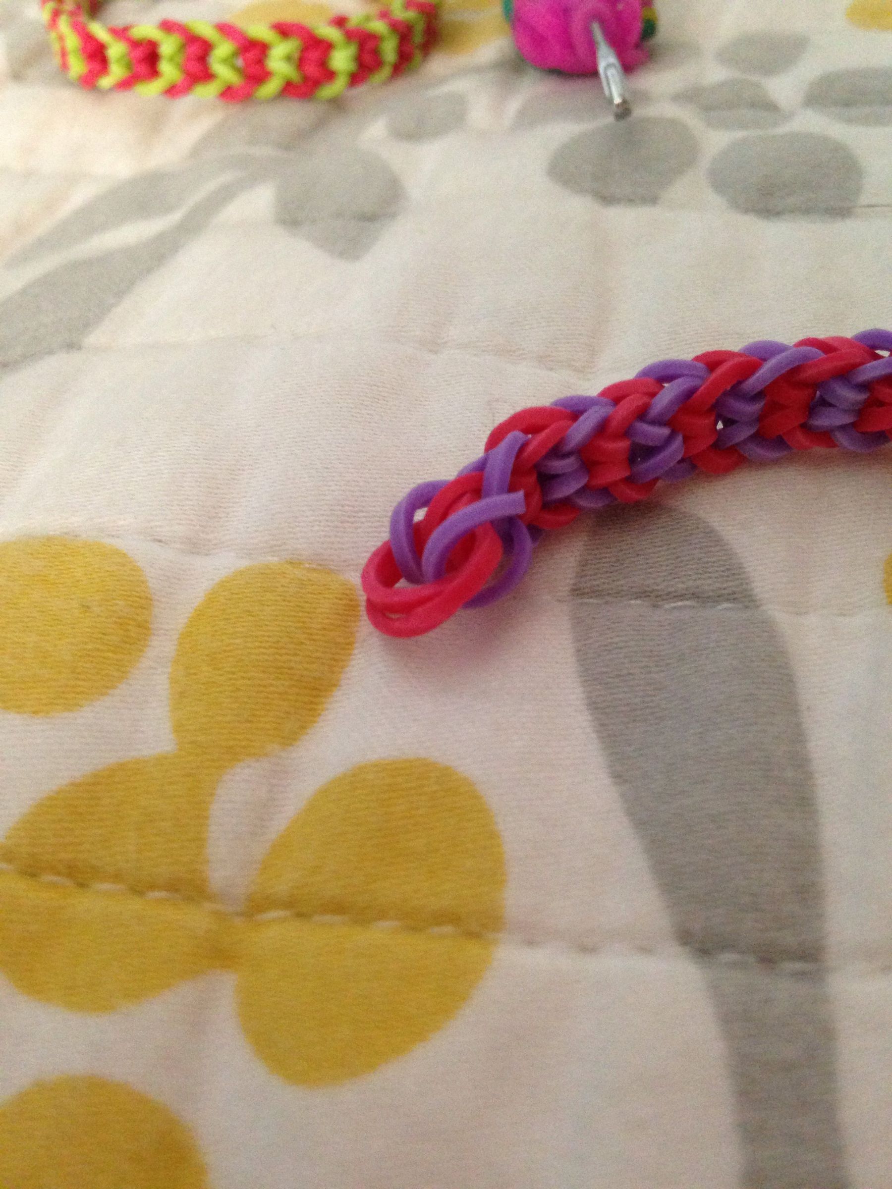 Inverted Fishtail Bracelet : 17 Steps - Instructables
