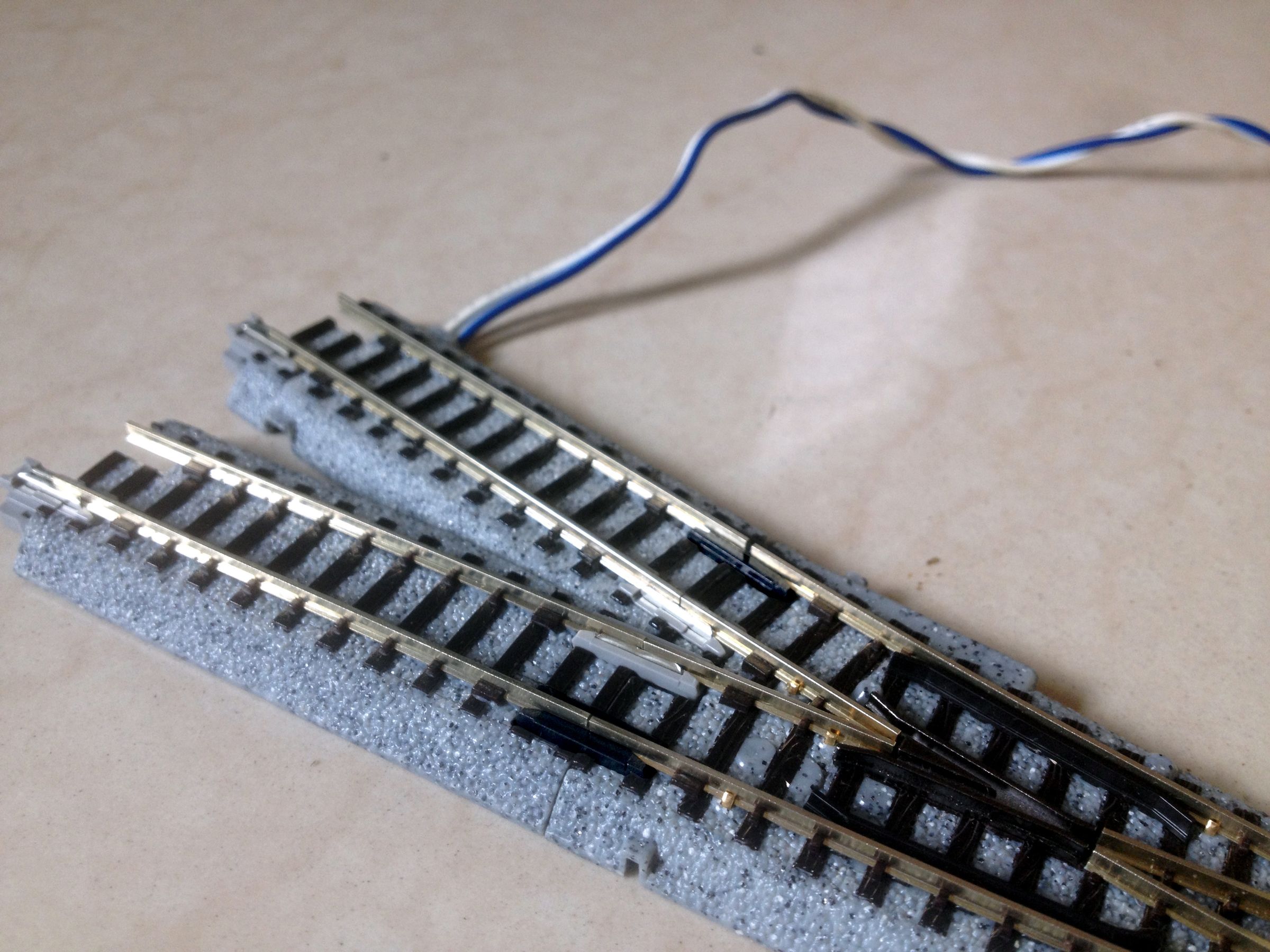 Automated Model Railroad Layout With Reverse Loops : 14 Steps ...