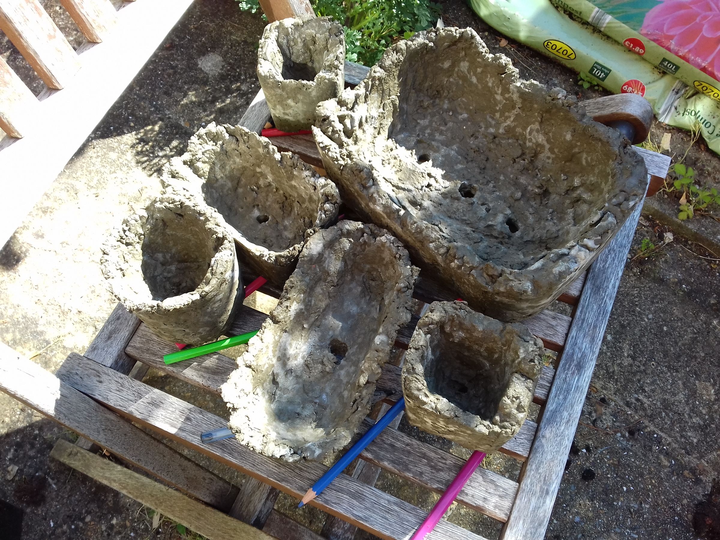 Earth-friendly Creating With Papercrete : 6 Steps (with Pictures ...