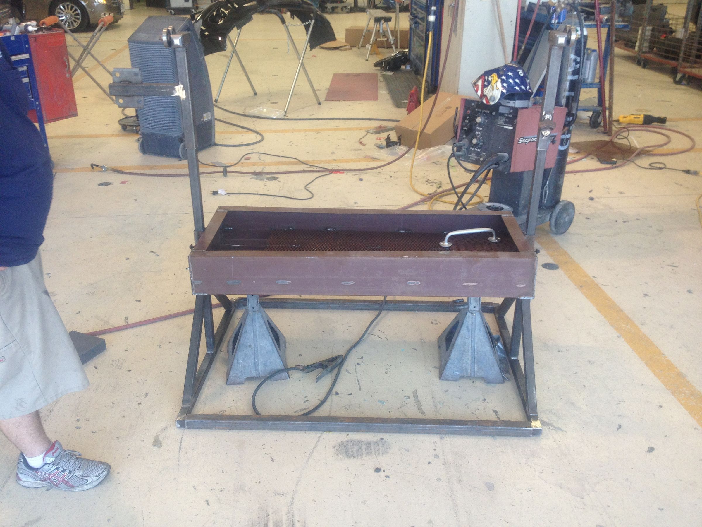 Solar Powered Pig Roaster : 7 Steps (with Pictures) - Instructables