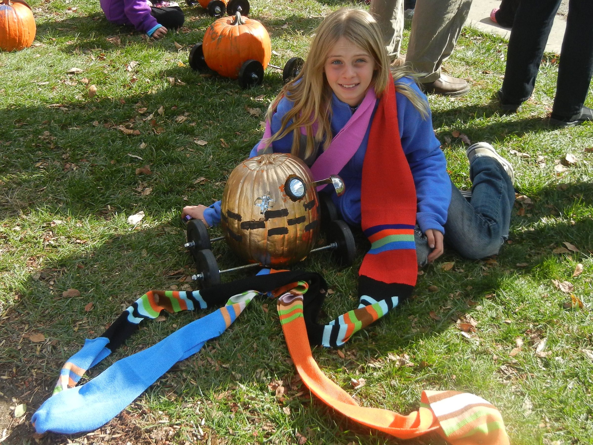 How to Build a PUMPKIN RACER With Two Parallel Independent Axles : 9 ...
