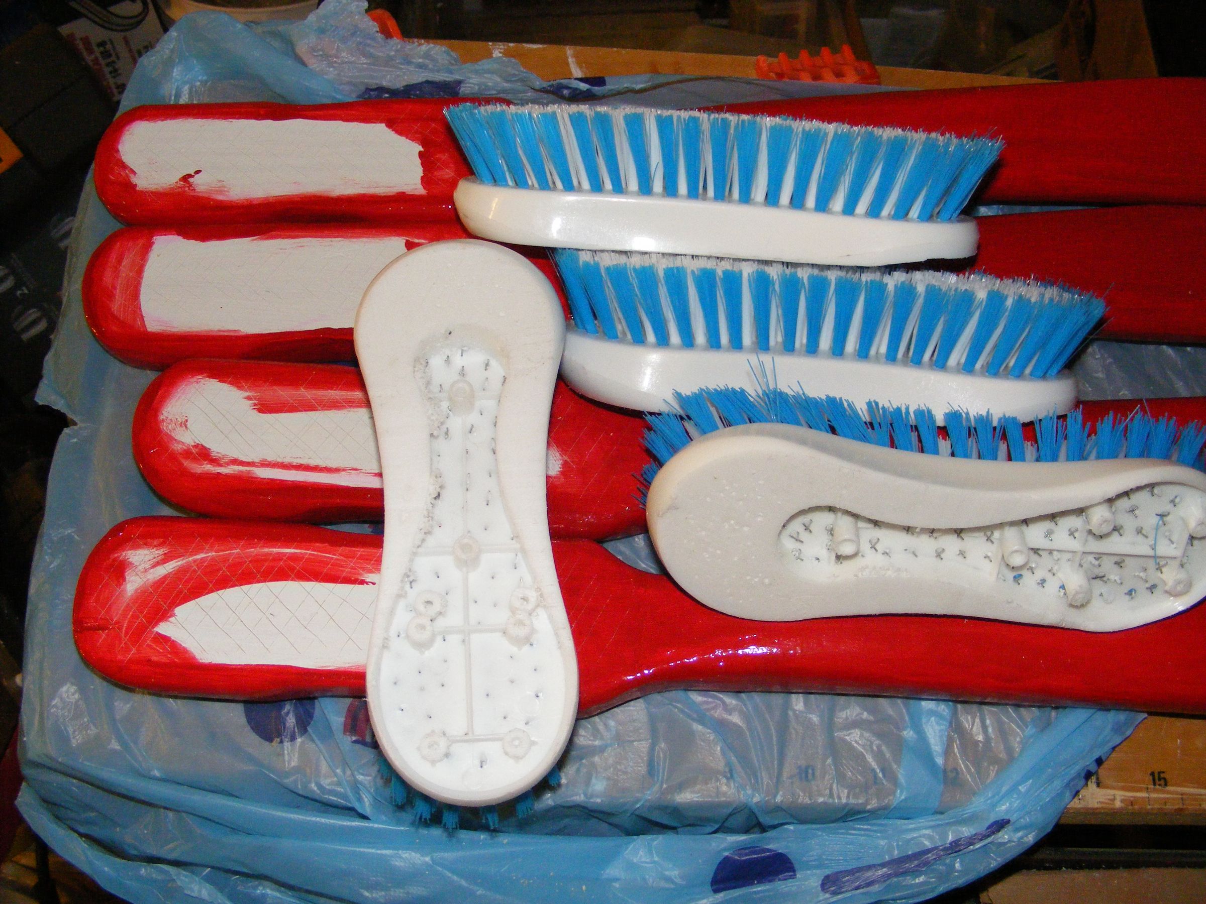 Giant Toothbrush : 5 Steps - Instructables