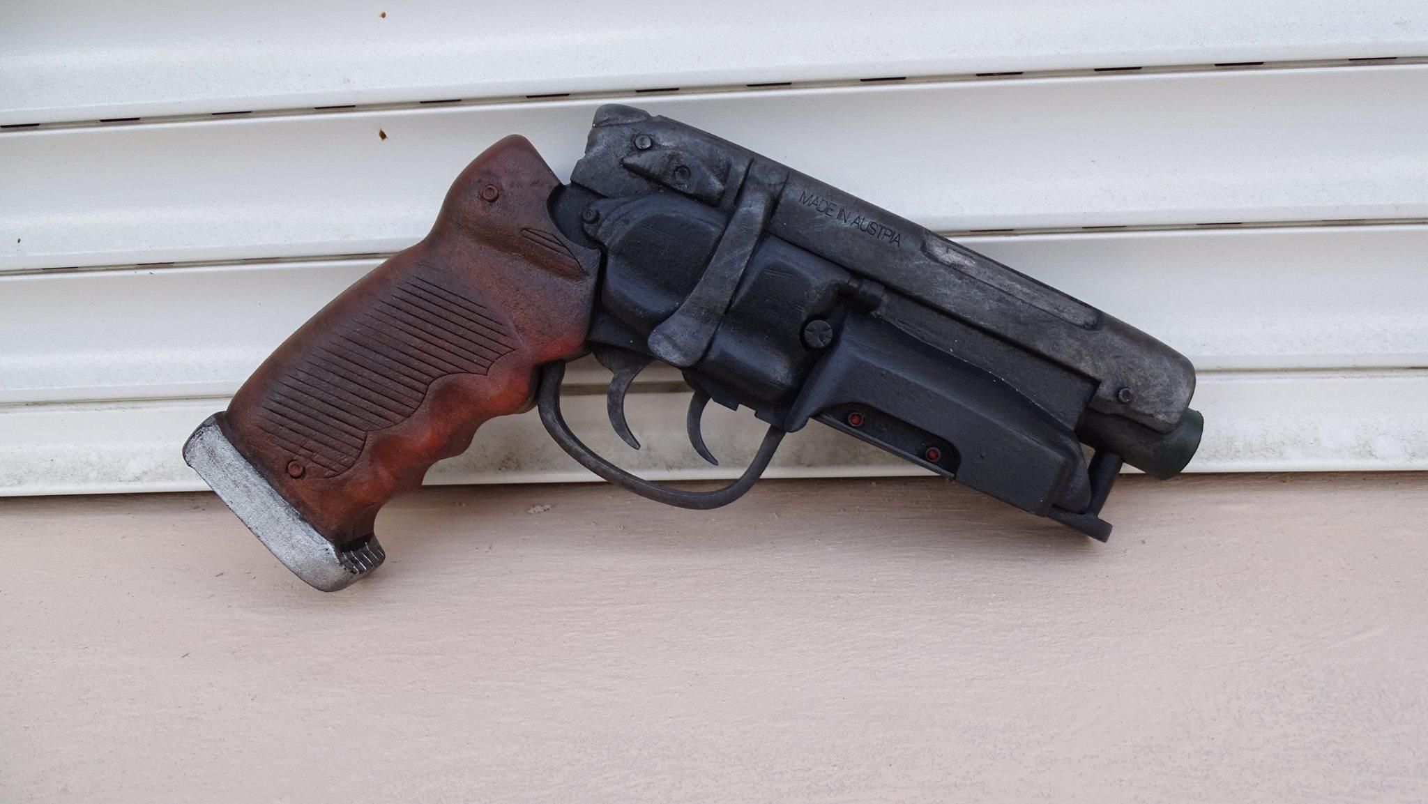 Wooden Blade Runner Gun / Blaster / Lifesize : 5 Steps - Instructables