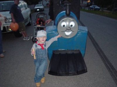 Thomas the Tank Engine Costume Prop : 4 Steps (with Pictures ...