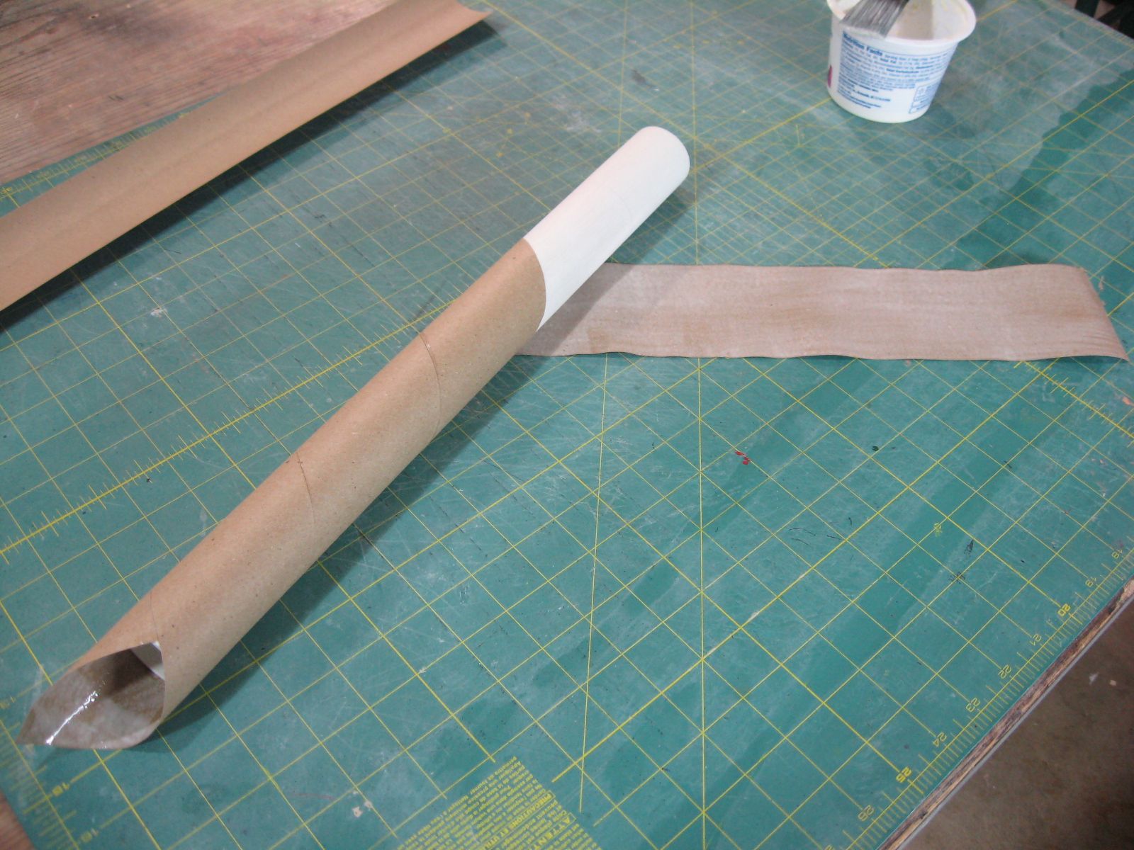 Make Your Own Kraft Paper Tubes : 8 Steps (with Pictures) - Instructables