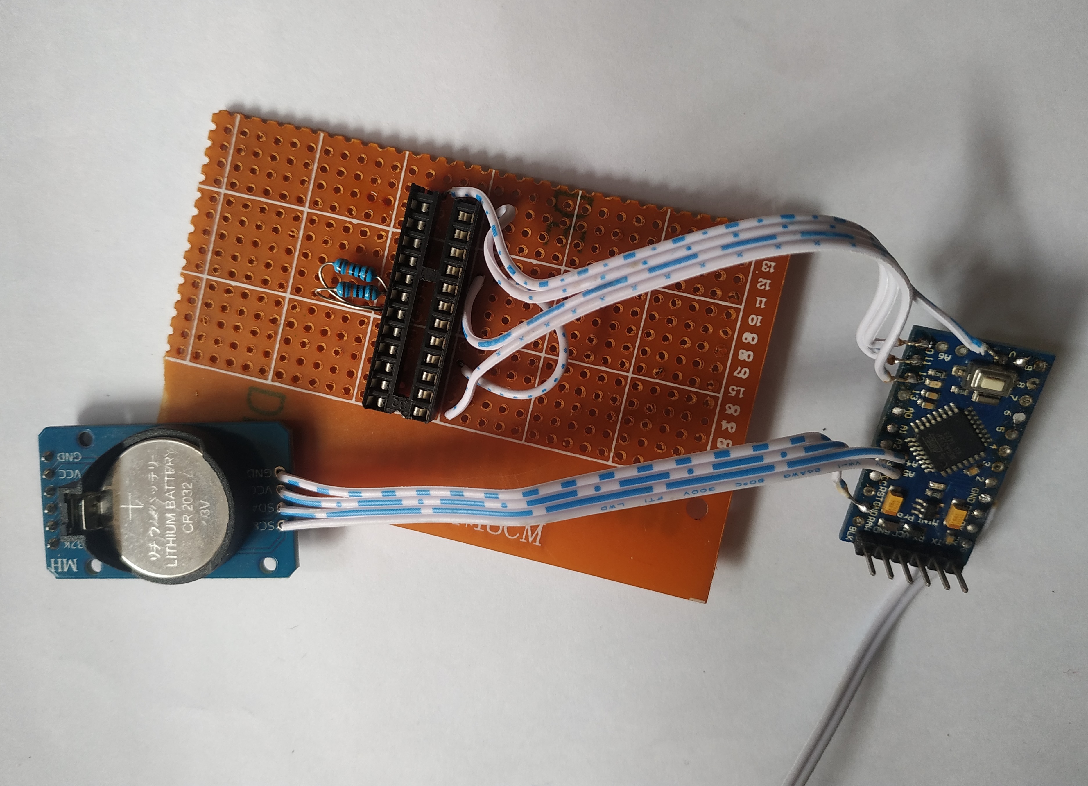 Binary Desk Clock | Trybotics