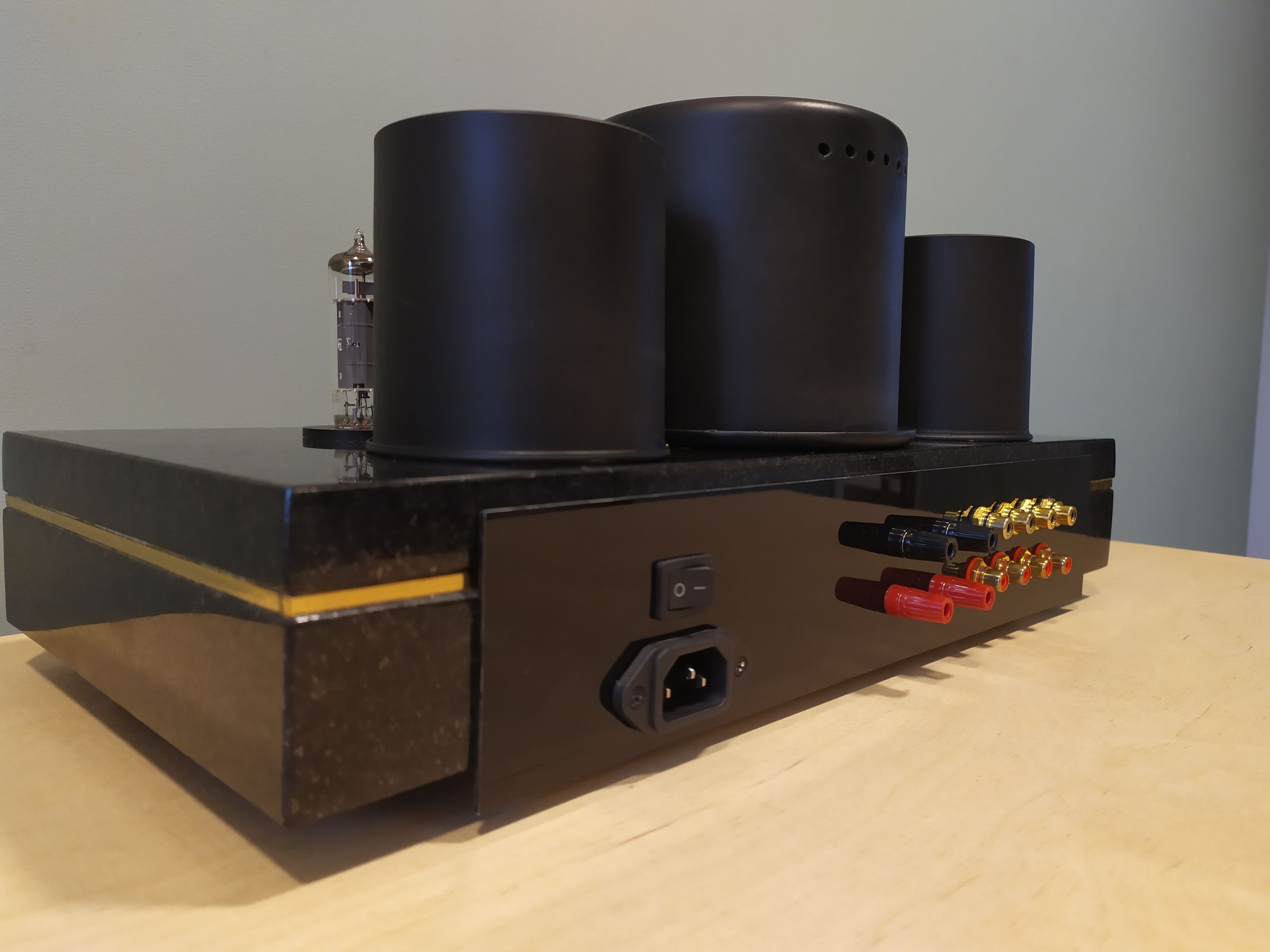 Classic Vacuum Tube Amplifier : 5 Steps - Instructables