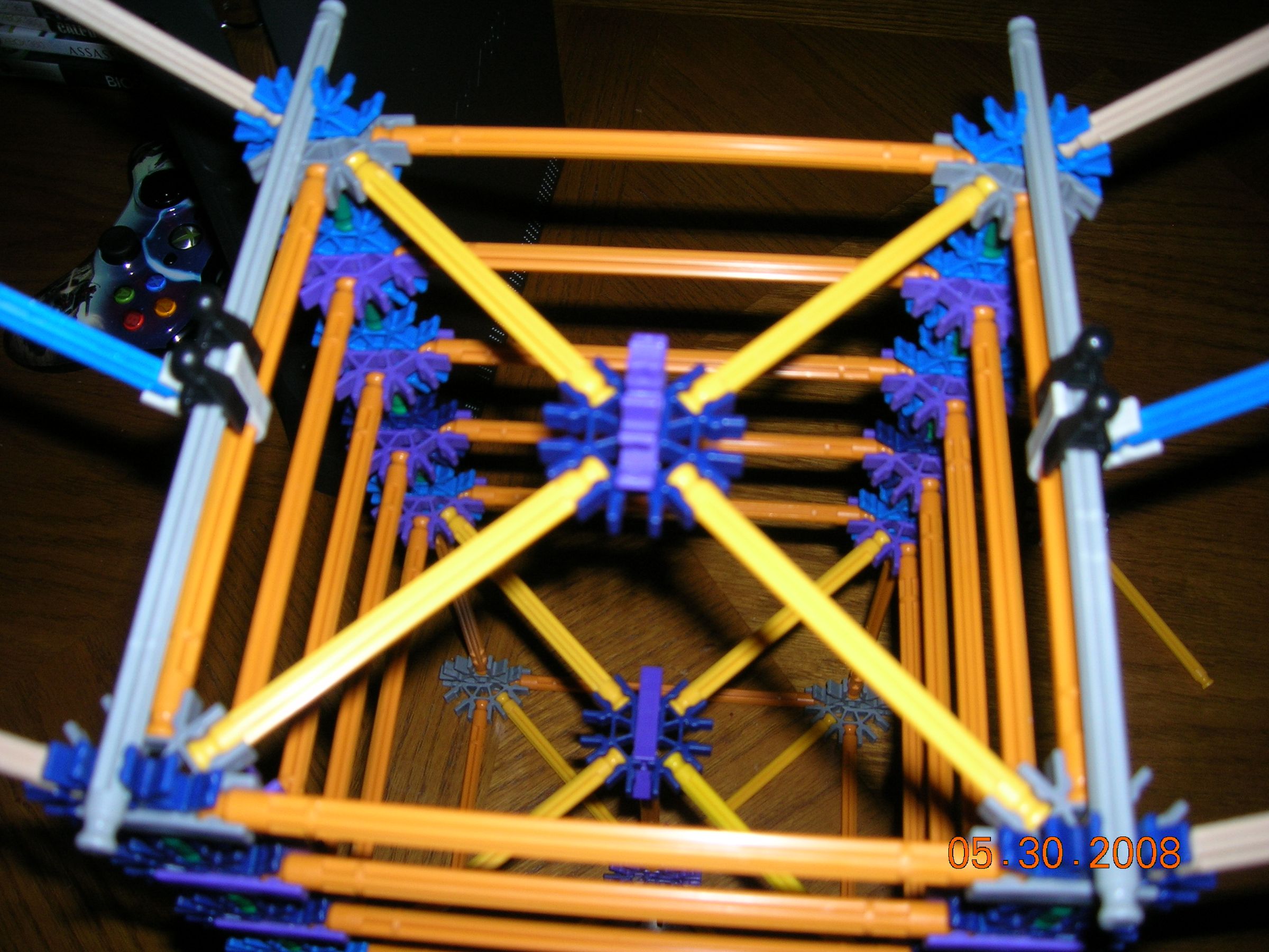 Knex Xbox360 Controller and Game Holder : 6 Steps - Instructables