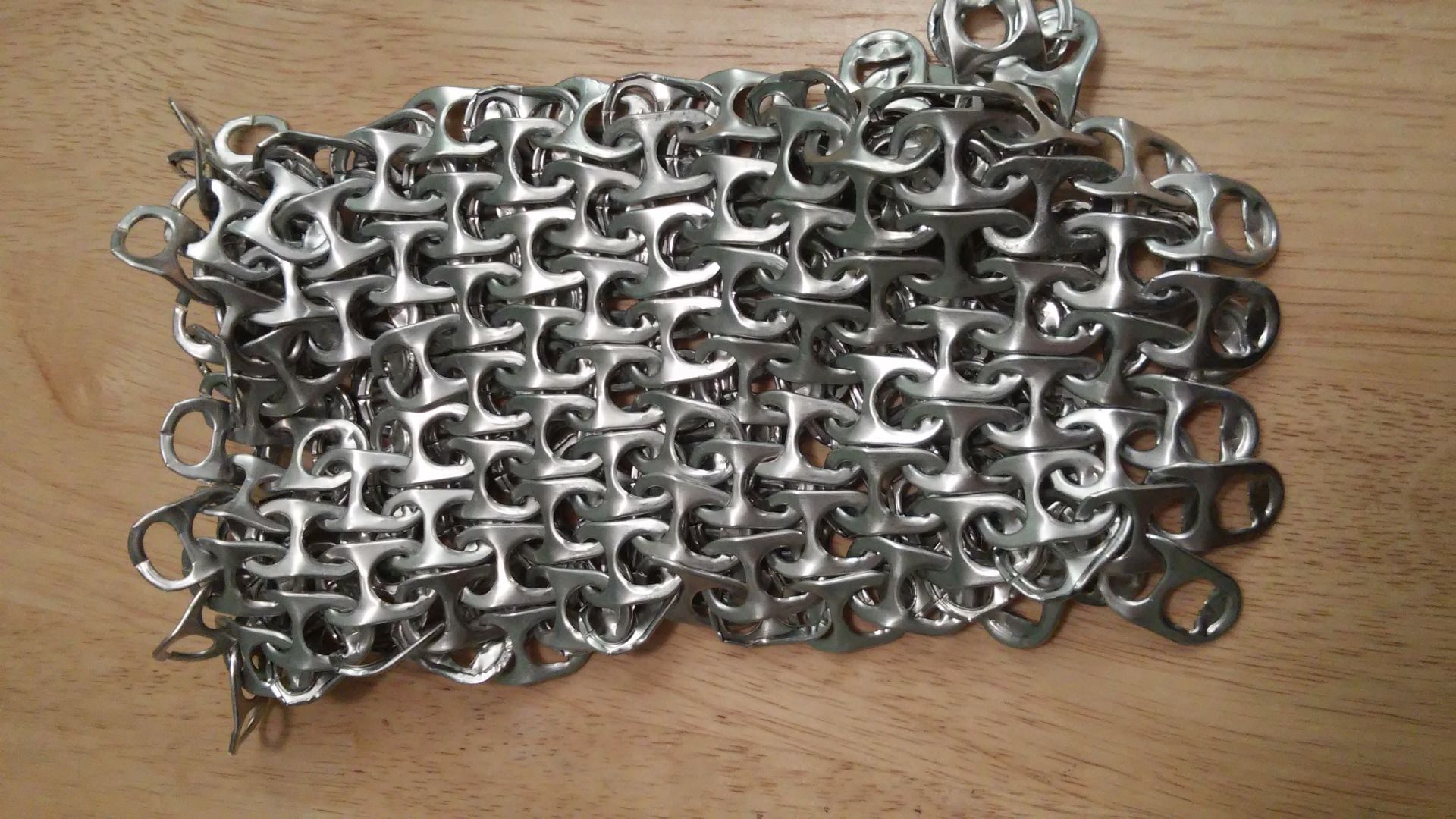 Soda Can Tab Chainmaille Gauntlet : 5 Steps (with Pictures) - Instructables