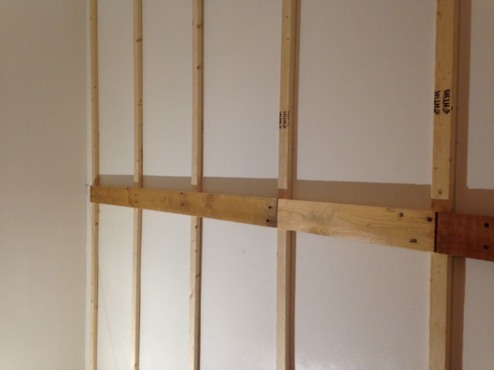 Pallet Wall : 9 Steps (with Pictures) - Instructables