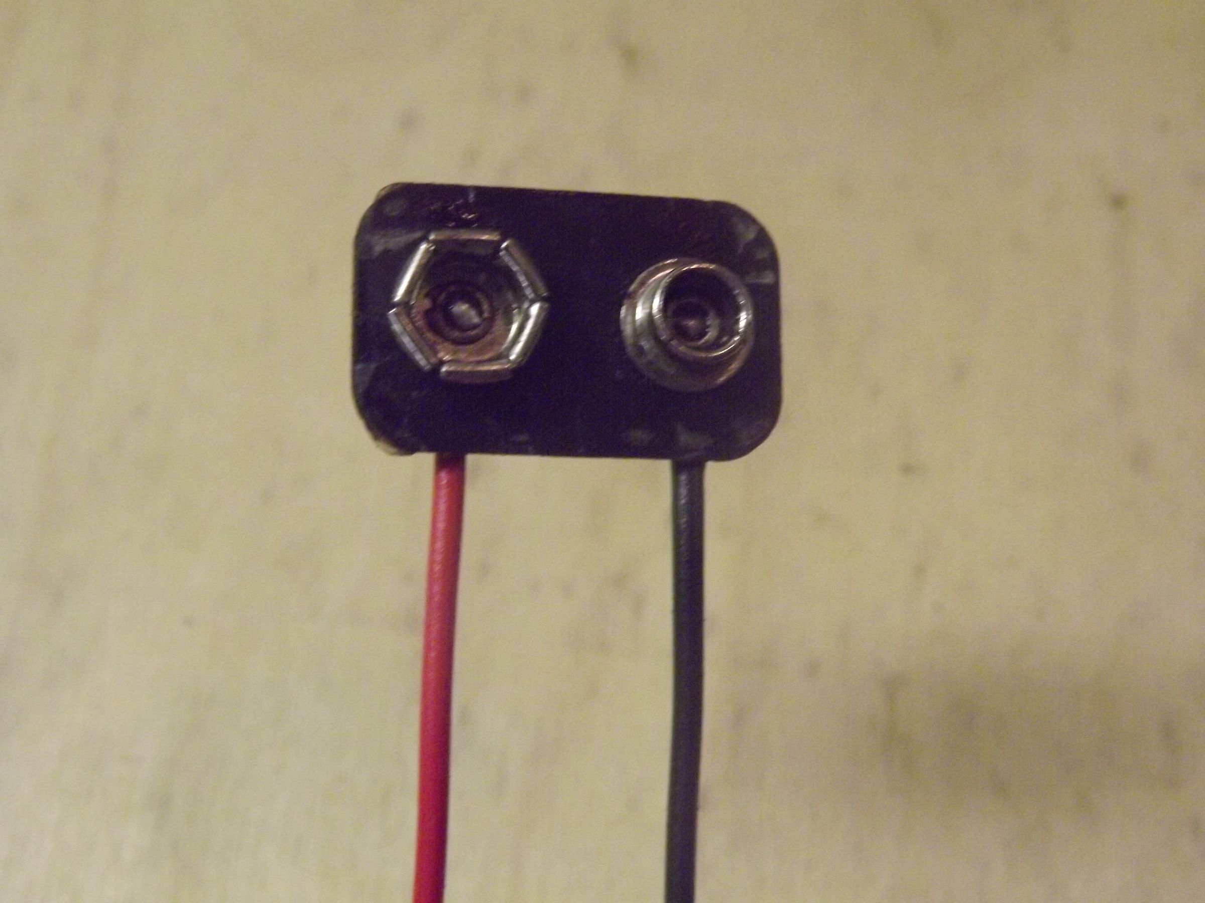 How to Make a 9 Volt Connector : 4 Steps - Instructables