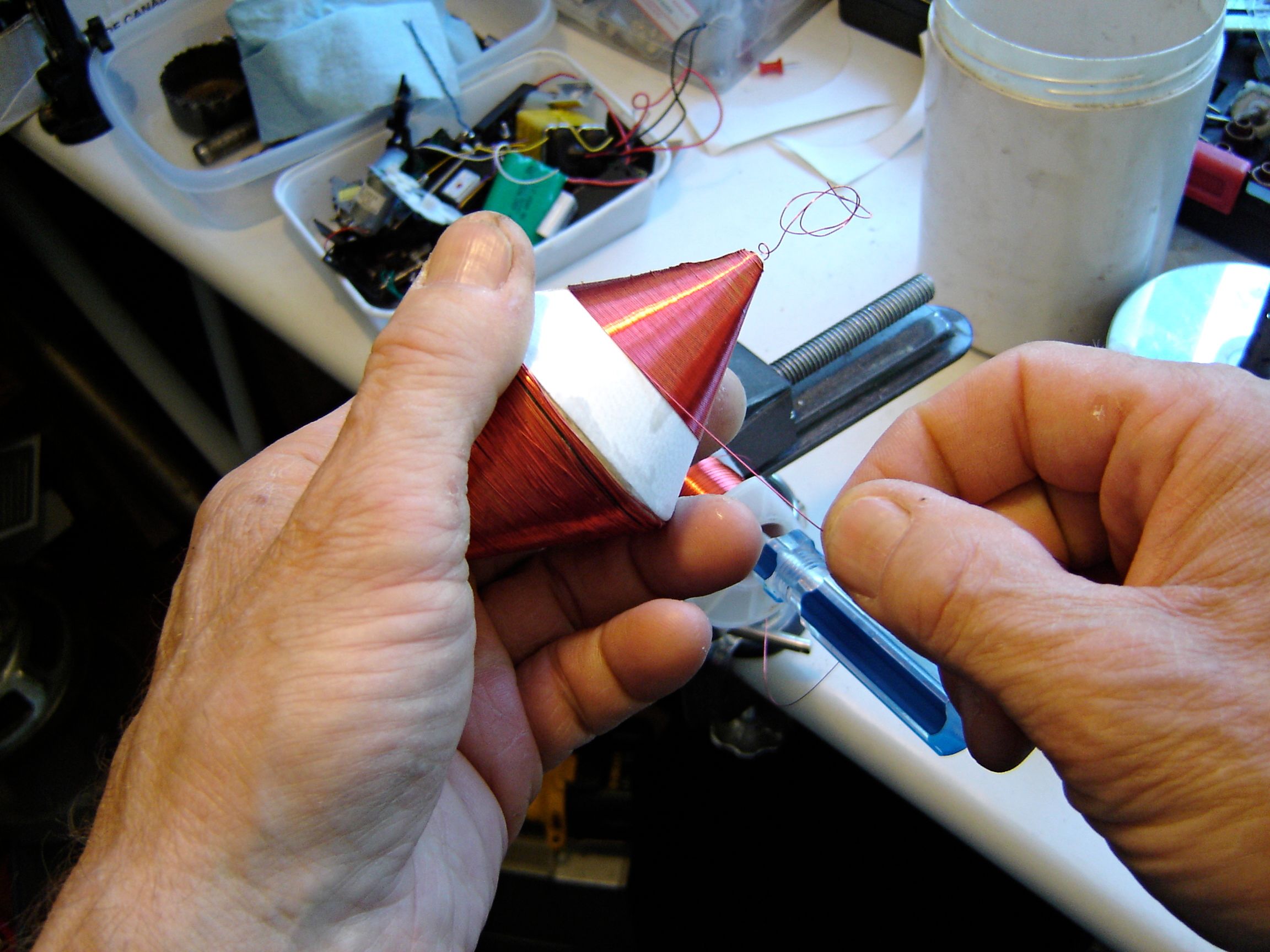 Spooky Tesla Spirit Radio : 17 Steps (with Pictures) - Instructables