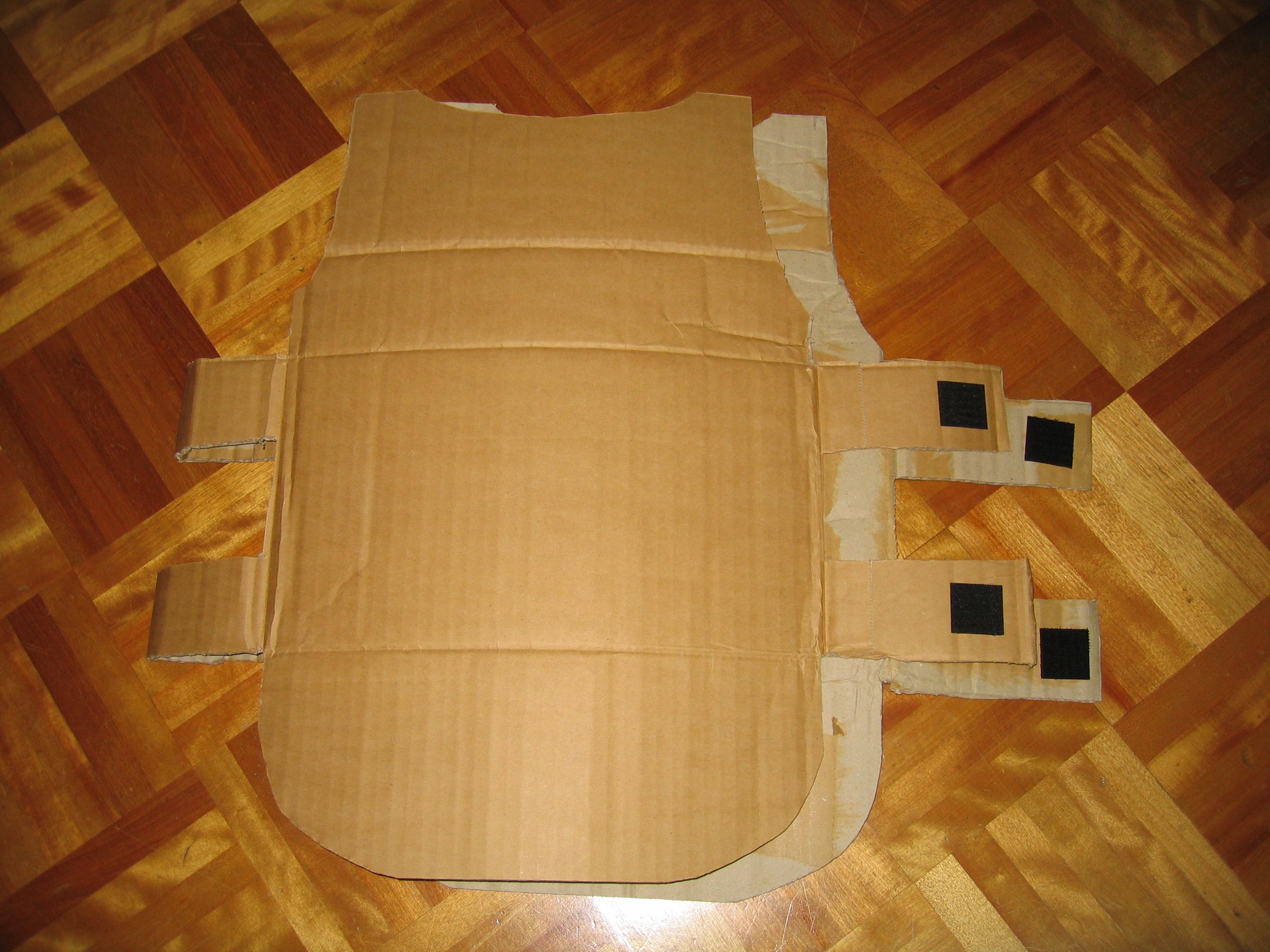 Roman-esque Soldier Uniform - From Cardboard! : 11 Steps (with Pictures ...