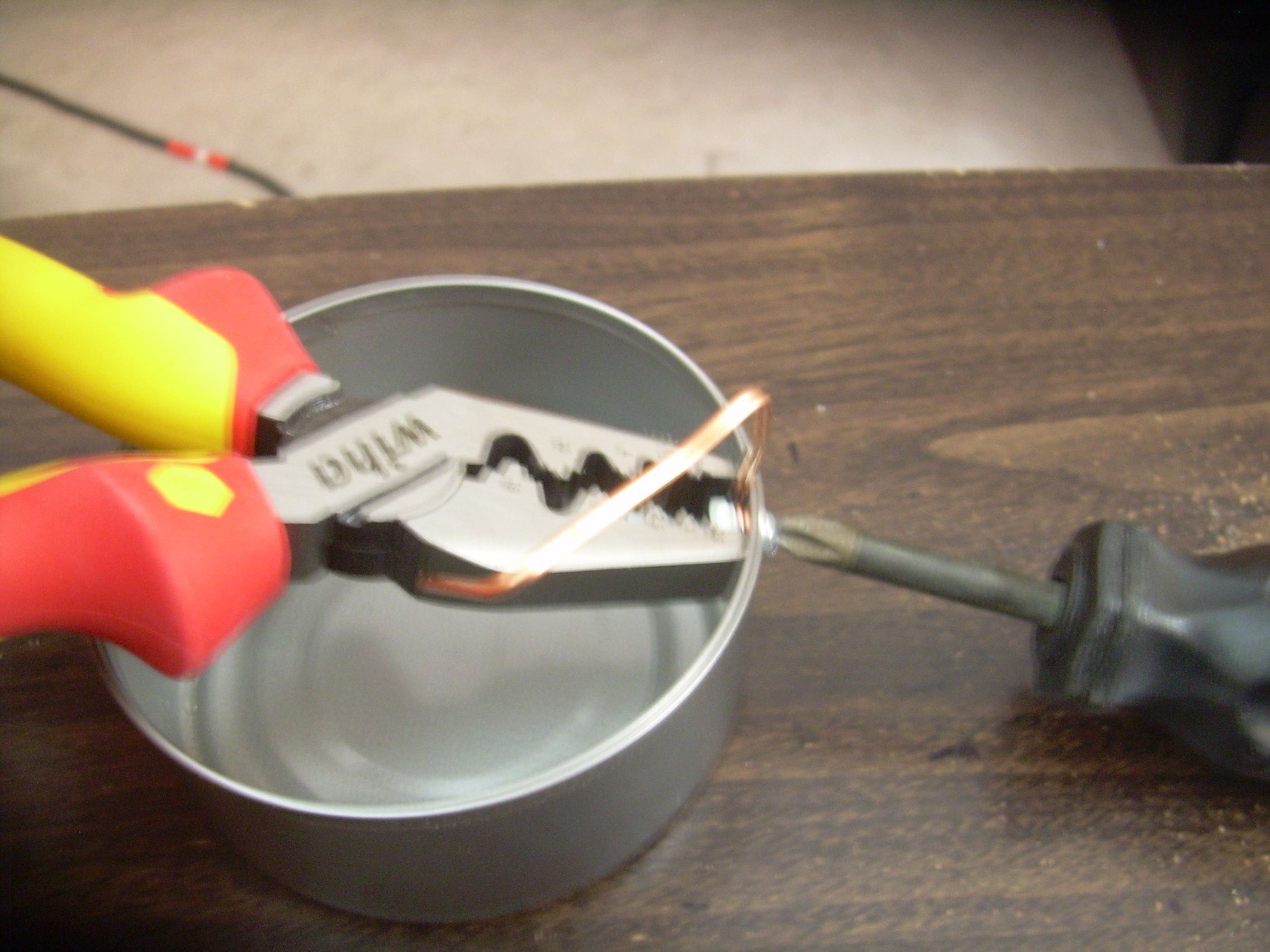 Jig for Safely Soldering Stone Set Jewelry : 9 Steps - Instructables