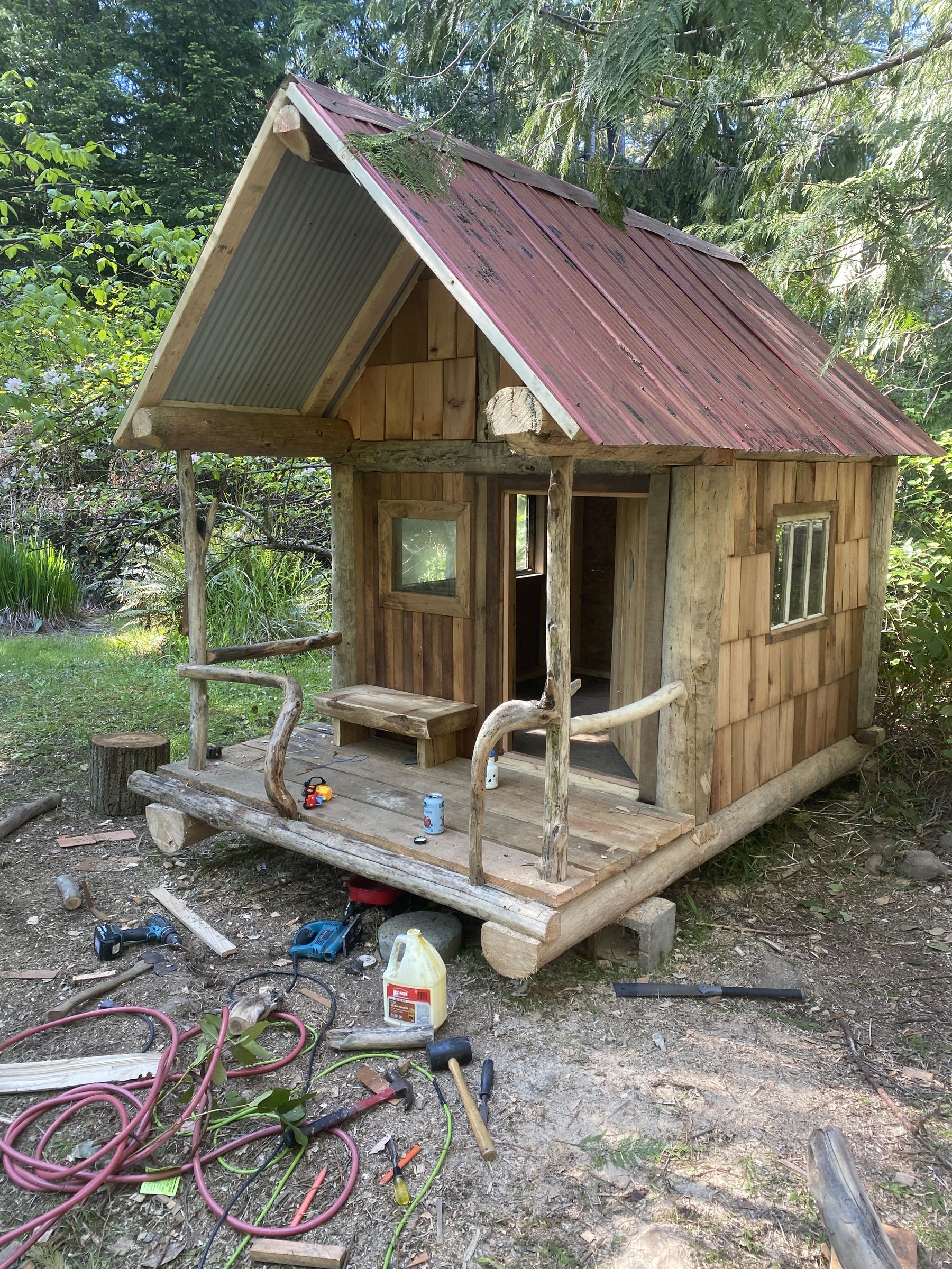 Rustic DIY Play House : 5 Steps (with Pictures) - Instructables