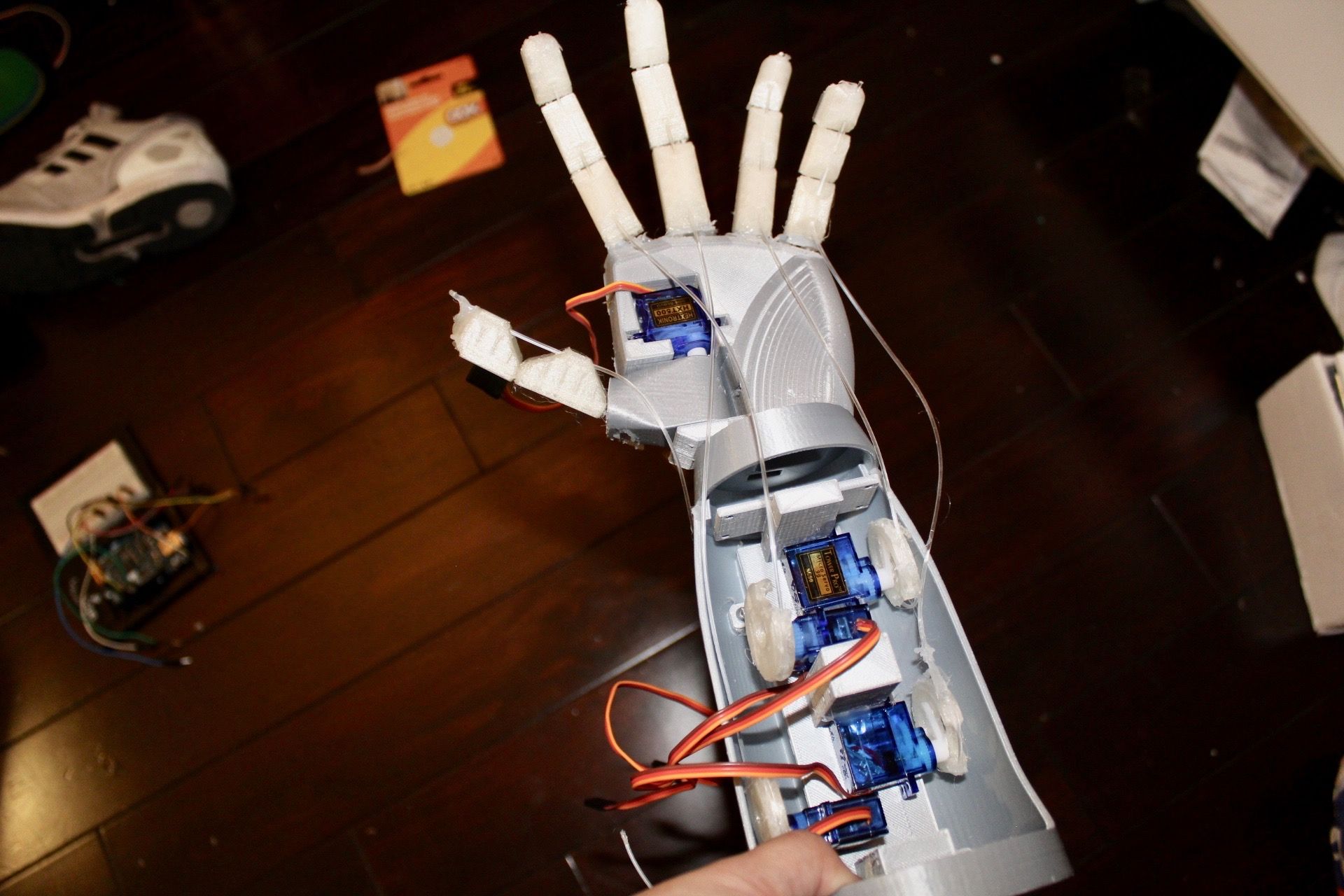 3D Printed Robotic Hand With Bluetooth Control : 18 Steps (with ...
