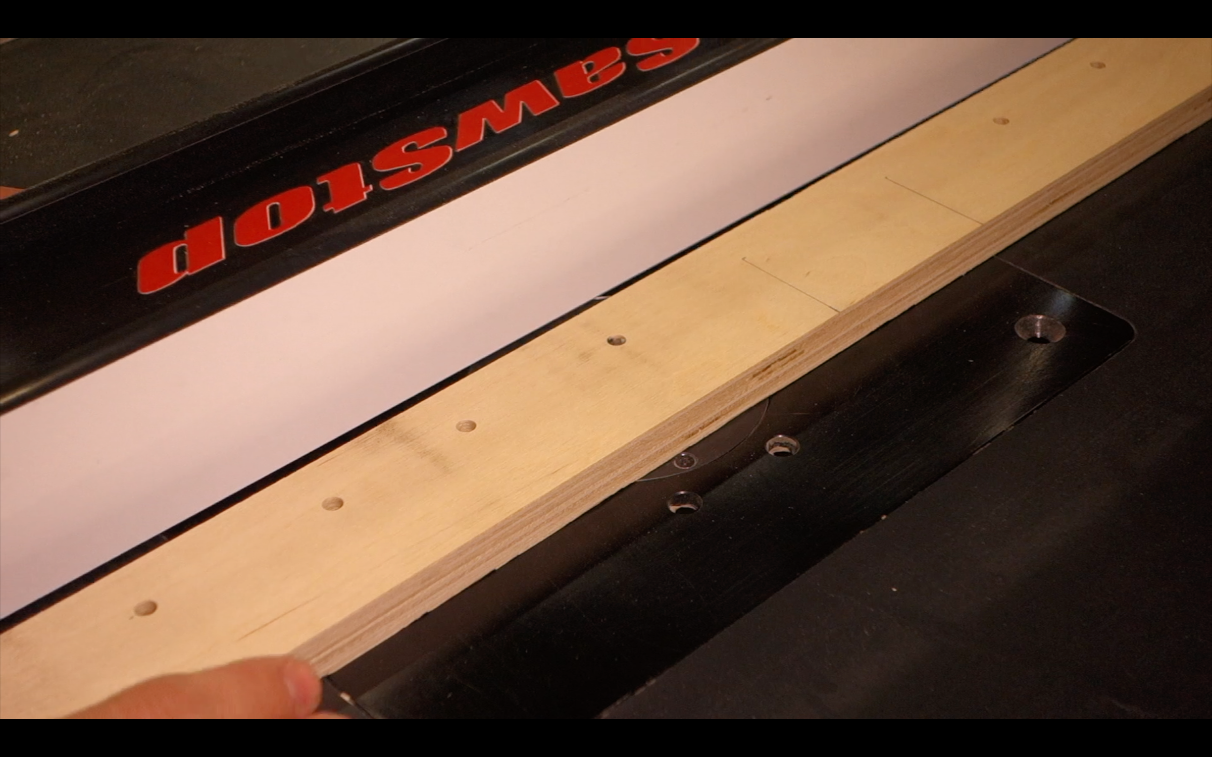 Make It - Adjustable Router Fence : 7 Steps (with Pictures) - Instructables