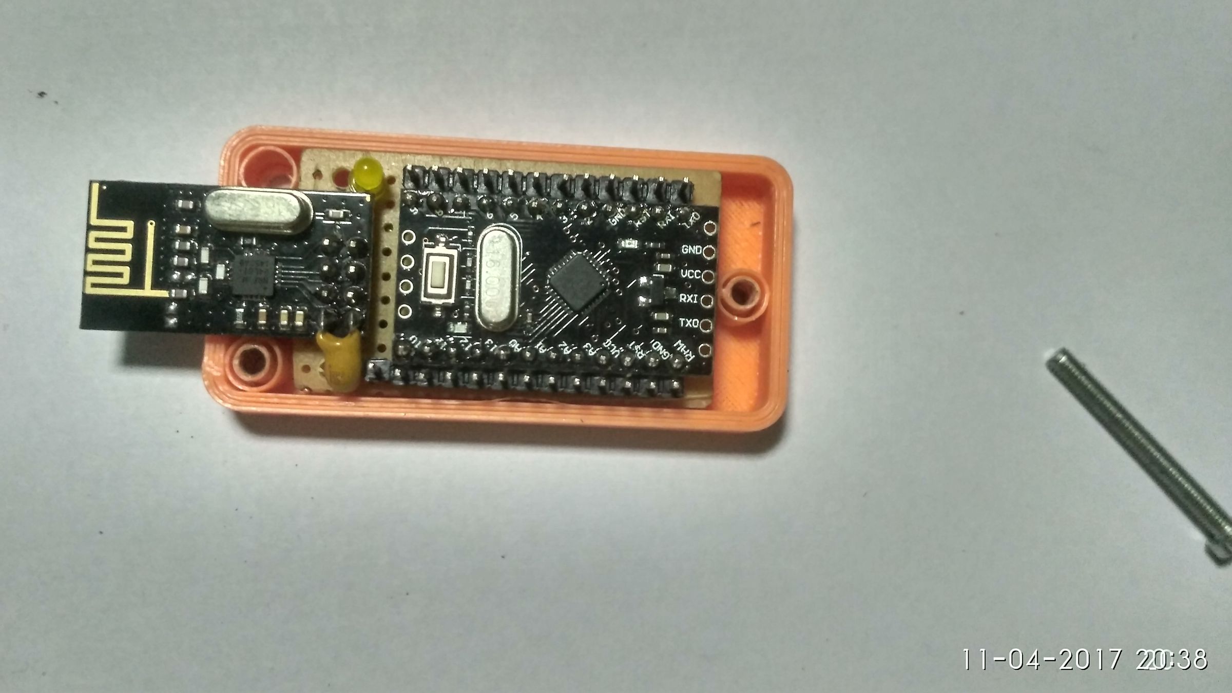 ARDUINO AND NRF24L01+ BASED RF TRANSMITTER AND RECEIVER : 11 Steps ...
