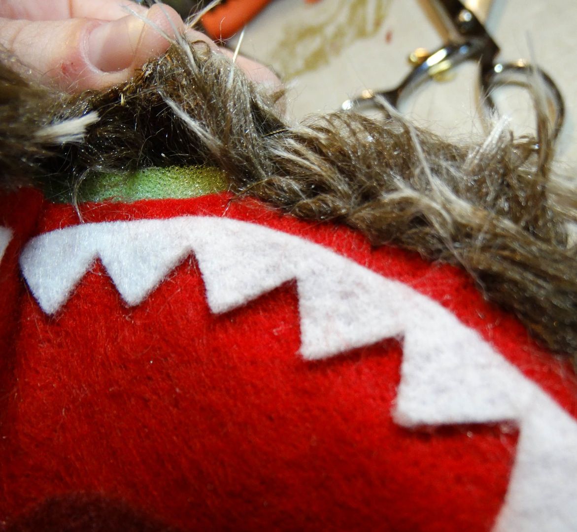 Dark Crystal Fizzgig Inspired Puppet : 11 Steps (with Pictures ...